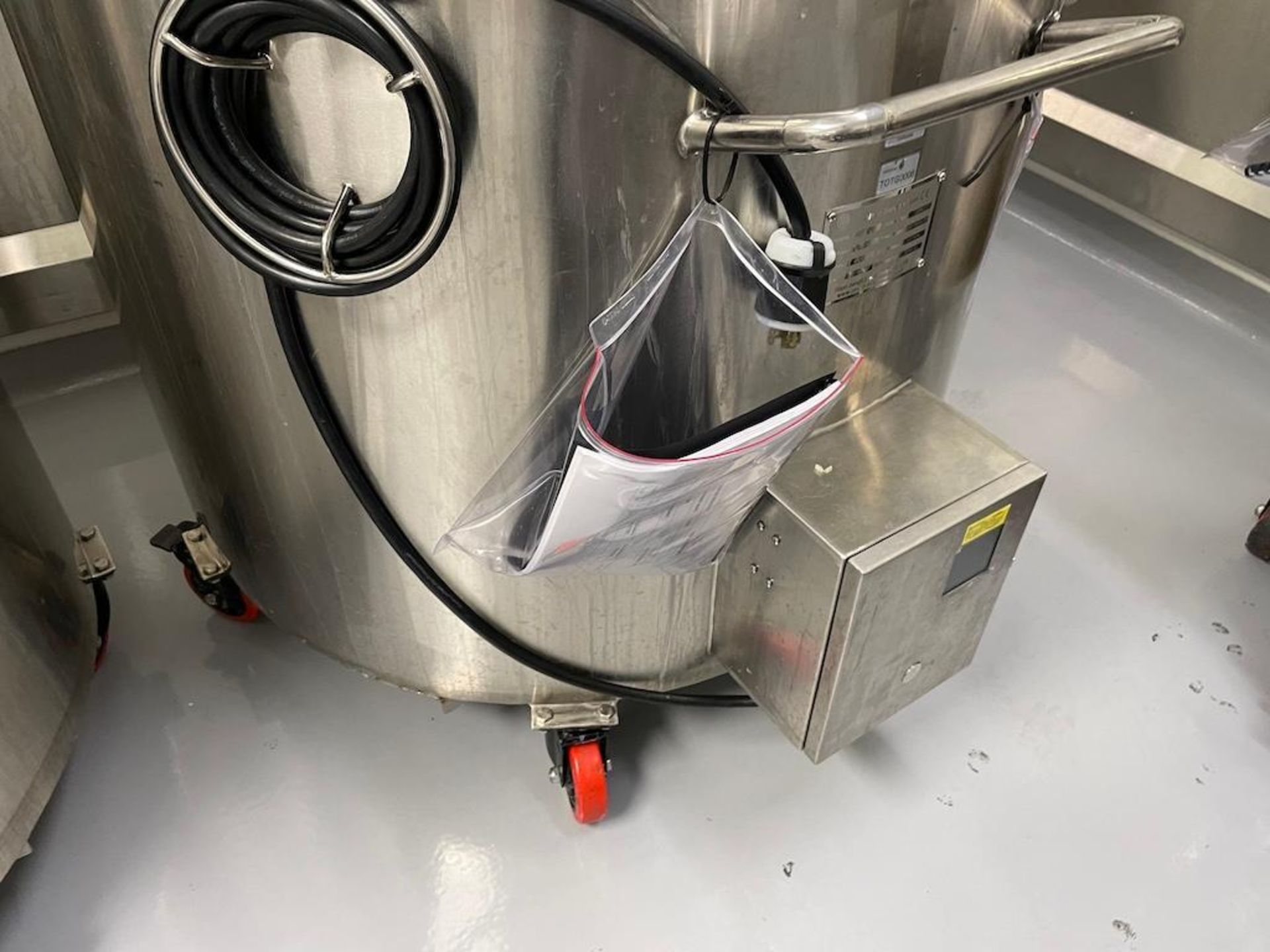 2019 GELATIN SERVICE TANK, PORTABLE, 500L CAPACITY, 316L STAINLESS ...