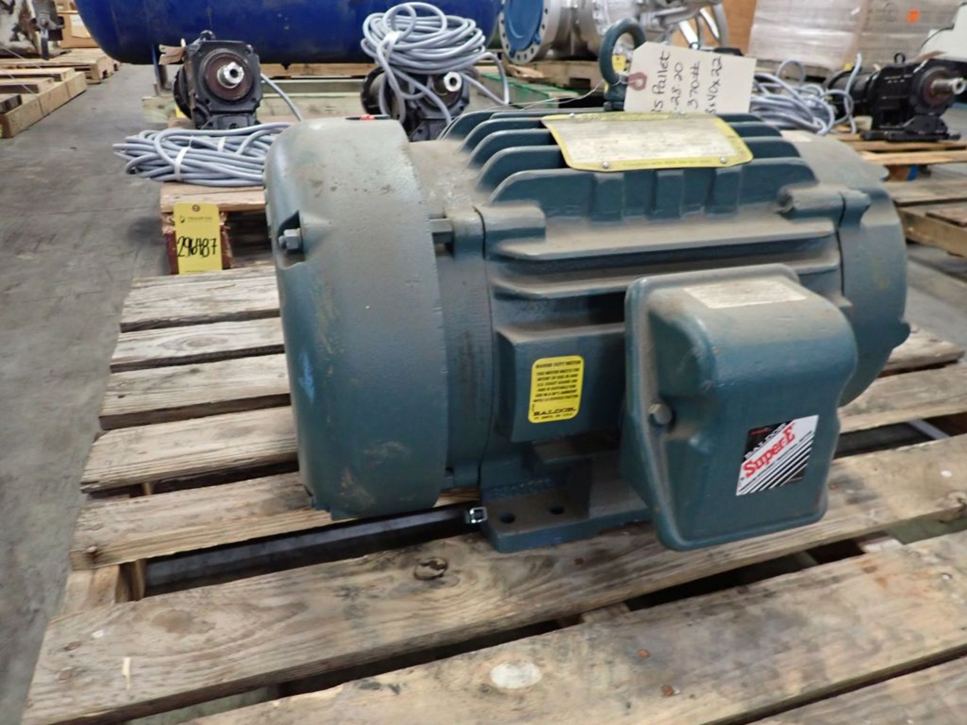 Cat No. ECP8233375, 15 HP, 1765 RPM, 575V, Frame: 254T; Tag: 296486