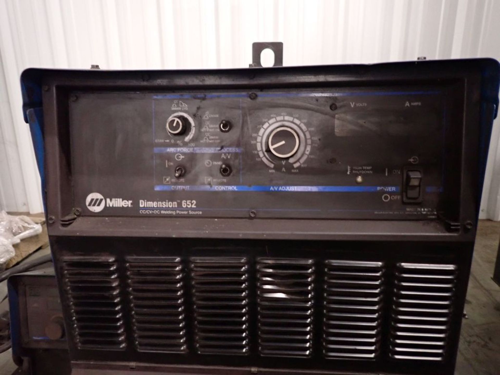 (1) Miller Dimension 652 cc/cv. DC Welding Power Source System, Mig ...