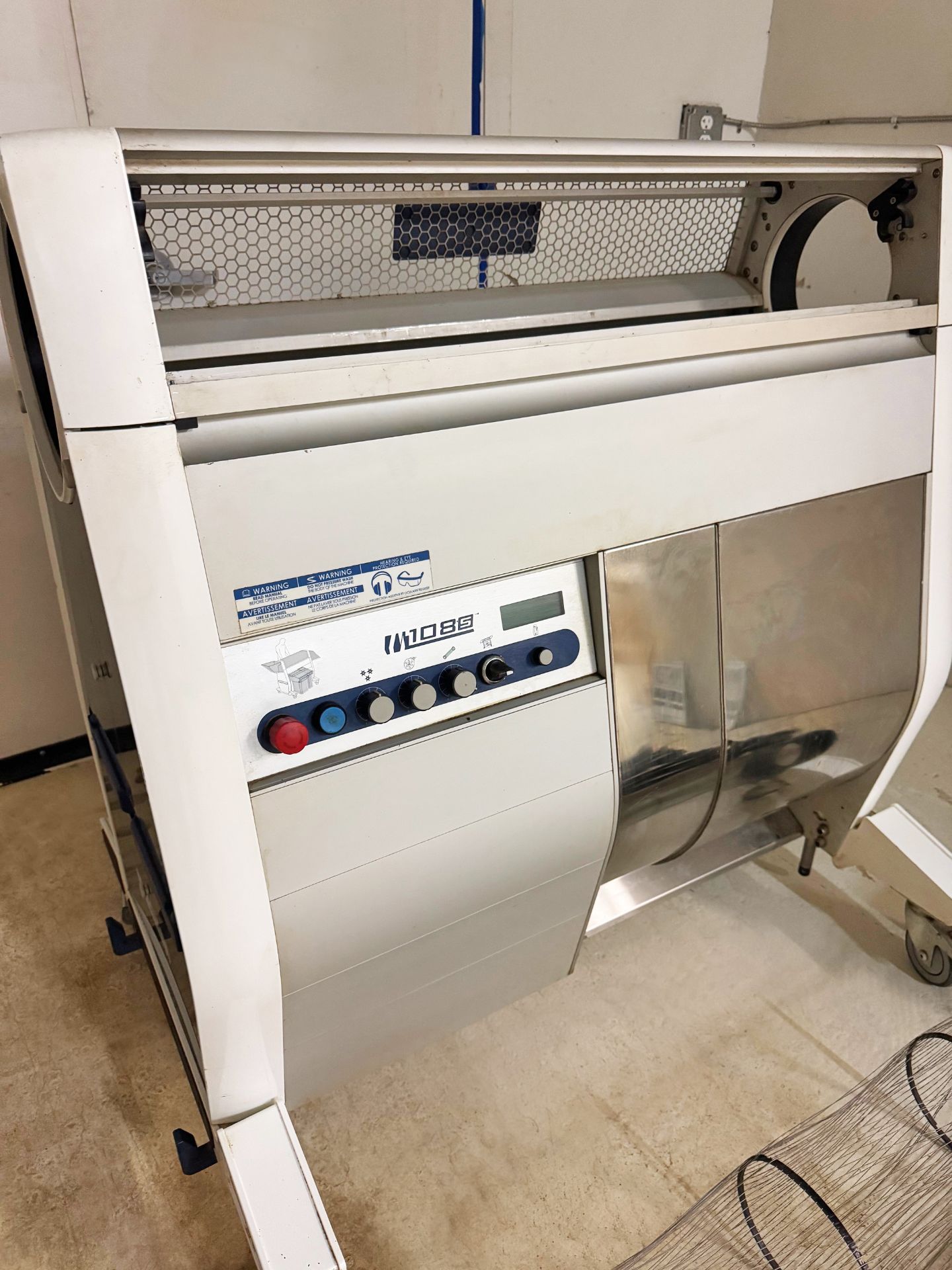 LOCATED IN DENVER, CO- Used Mobius Hemp & Cannabis Trimmer w/ Hot Swap ...