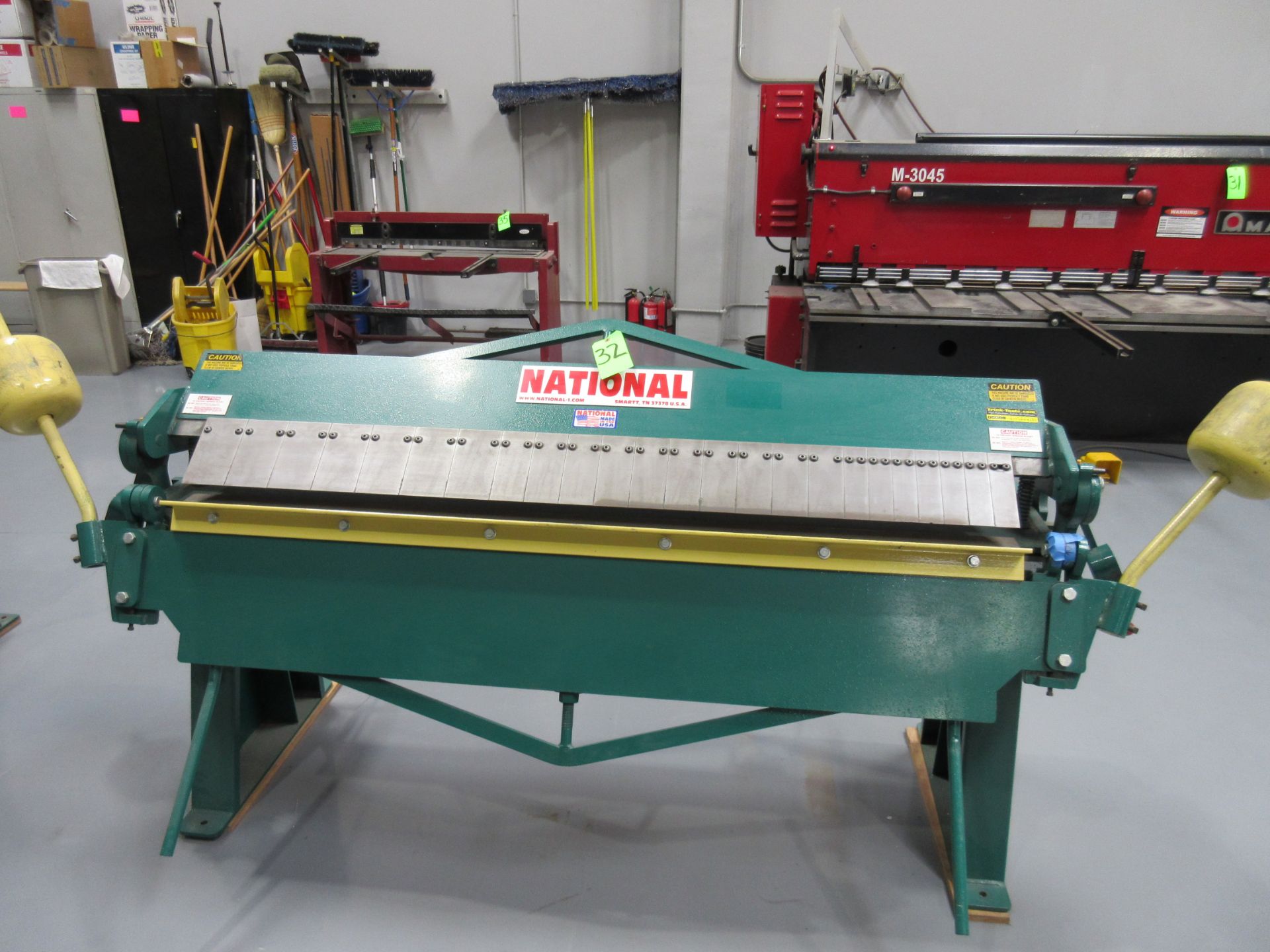 NATIONAL 12 GAUGE HEAVY DUTY BOX & PAN BRAKE, MDL U7212, S/N 722-101