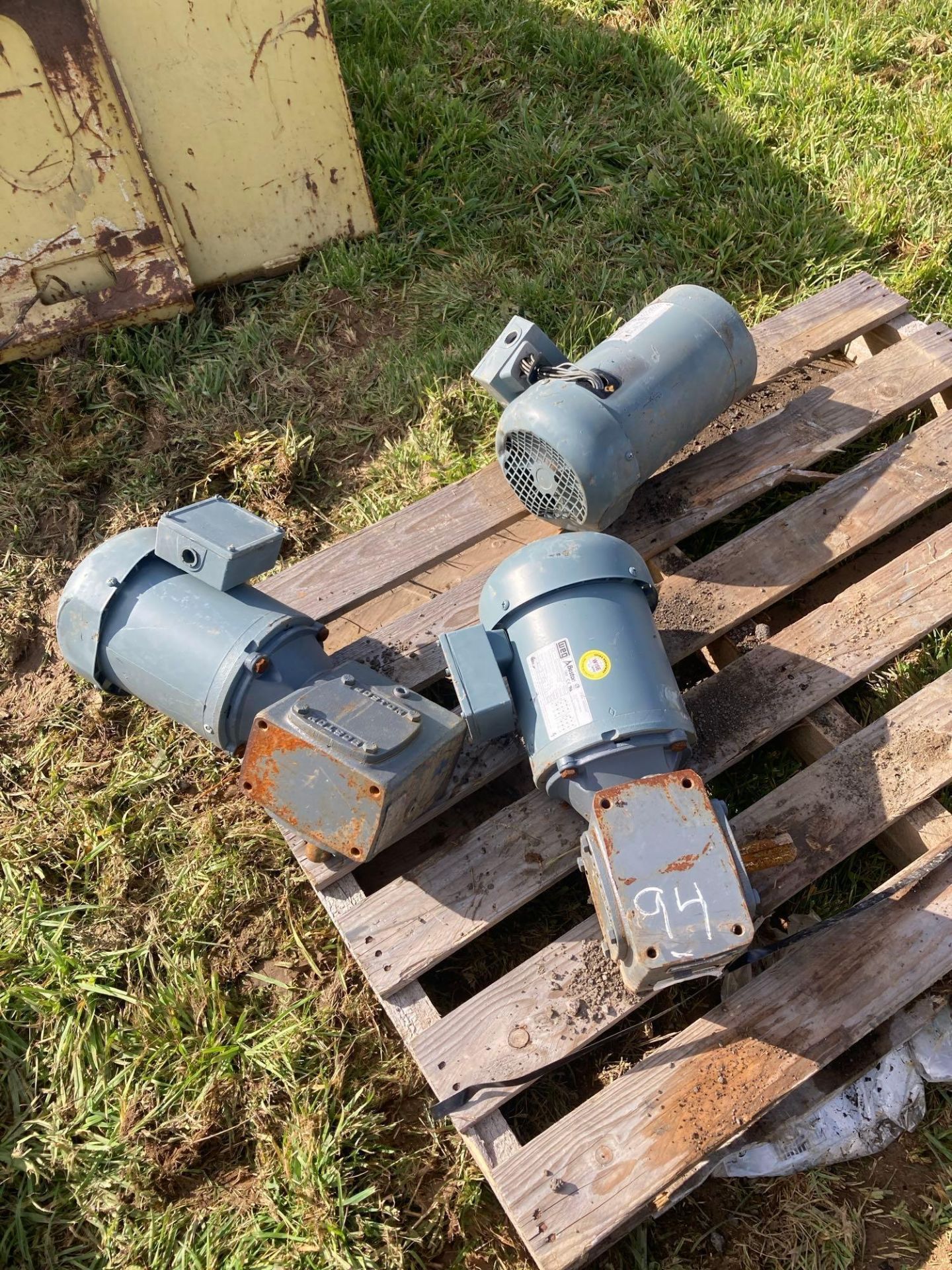 PALLET OF ELECTRIC MOTORS SUPPORT EQUIPMENT. Located: 7697 Rte 31 ...