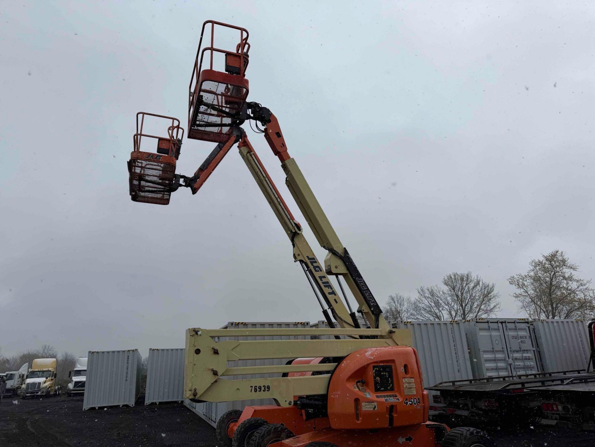 2014 JLG 450A BOOM LIFT SN:187102 4x4, powered by diesel engine ...