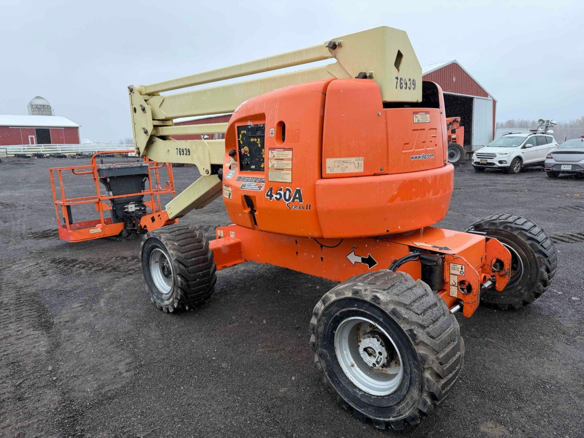 2014 JLG 450A BOOM LIFT SN:187102 4x4, powered by diesel engine ...