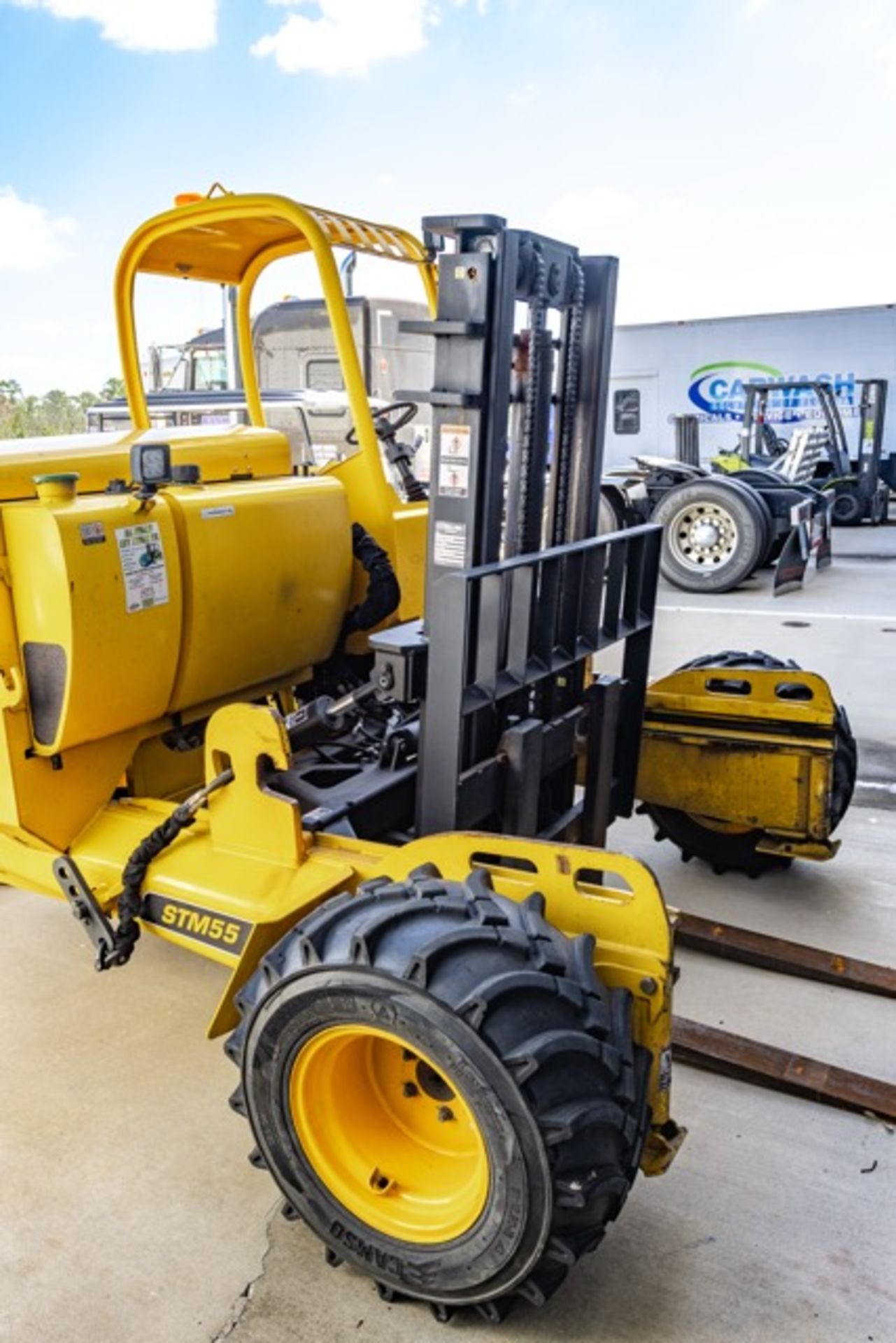 This almost brand new 2023 Sellick STM-55K-4 is a truck-mounted, 4-way ...