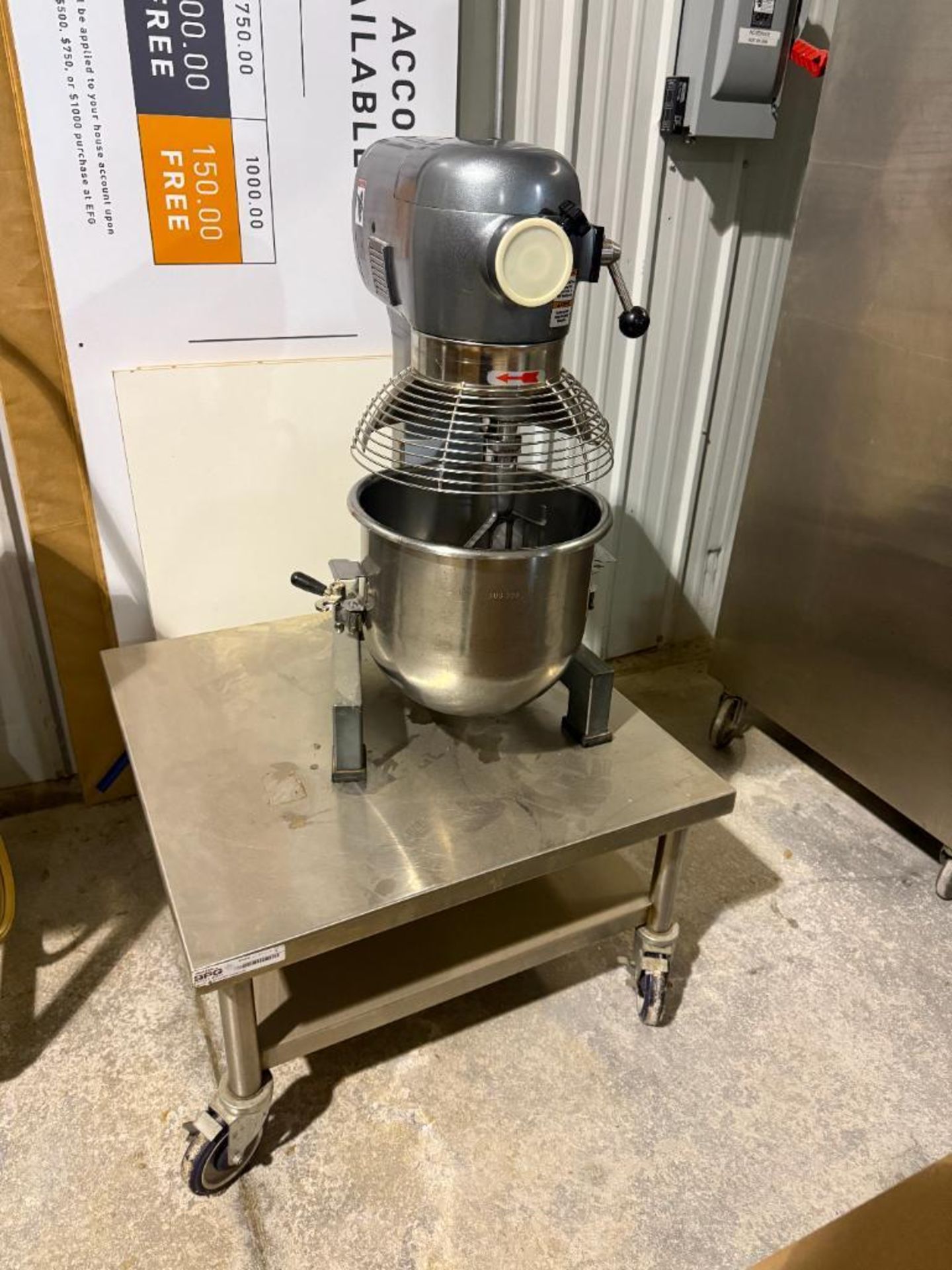 Avantco 20 Quart Commercial Stand Mixer Model: MX20, Bowl, Guard ...