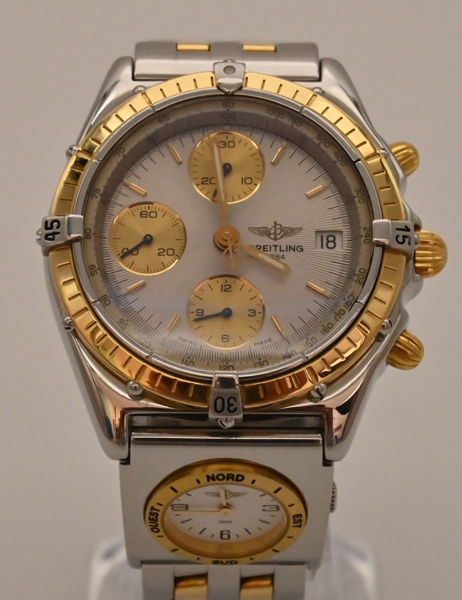 Breitling Chronomat Utc Herrenarmbanduhr Stahl Gelbgold 39mm Das Gehäuse Ist Aus Poliertem Edels