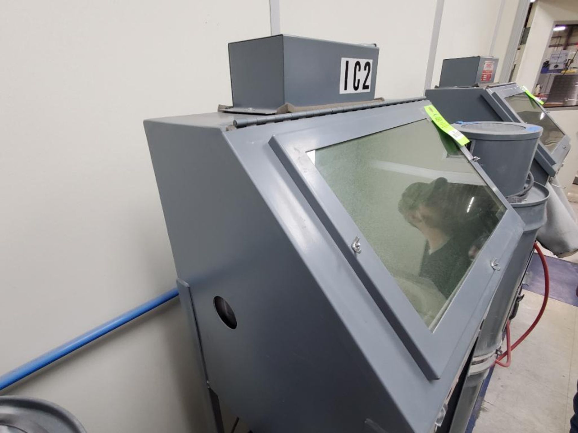Trinco dry blast cabinet. Model 24/BP. Serial # 77468-17.