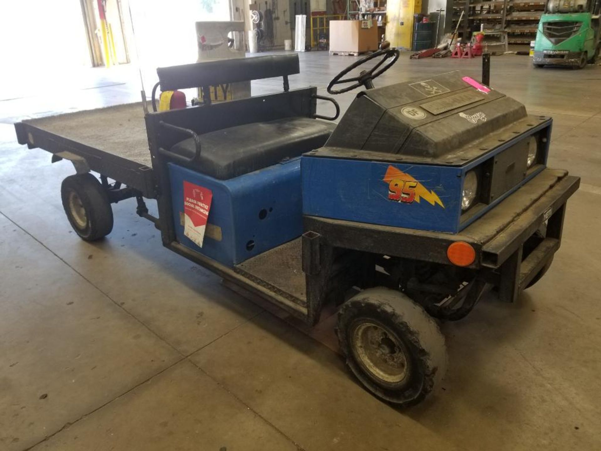 Cushman Work cart. Propane engine. 2400lb capacity. Model 898459-9010.