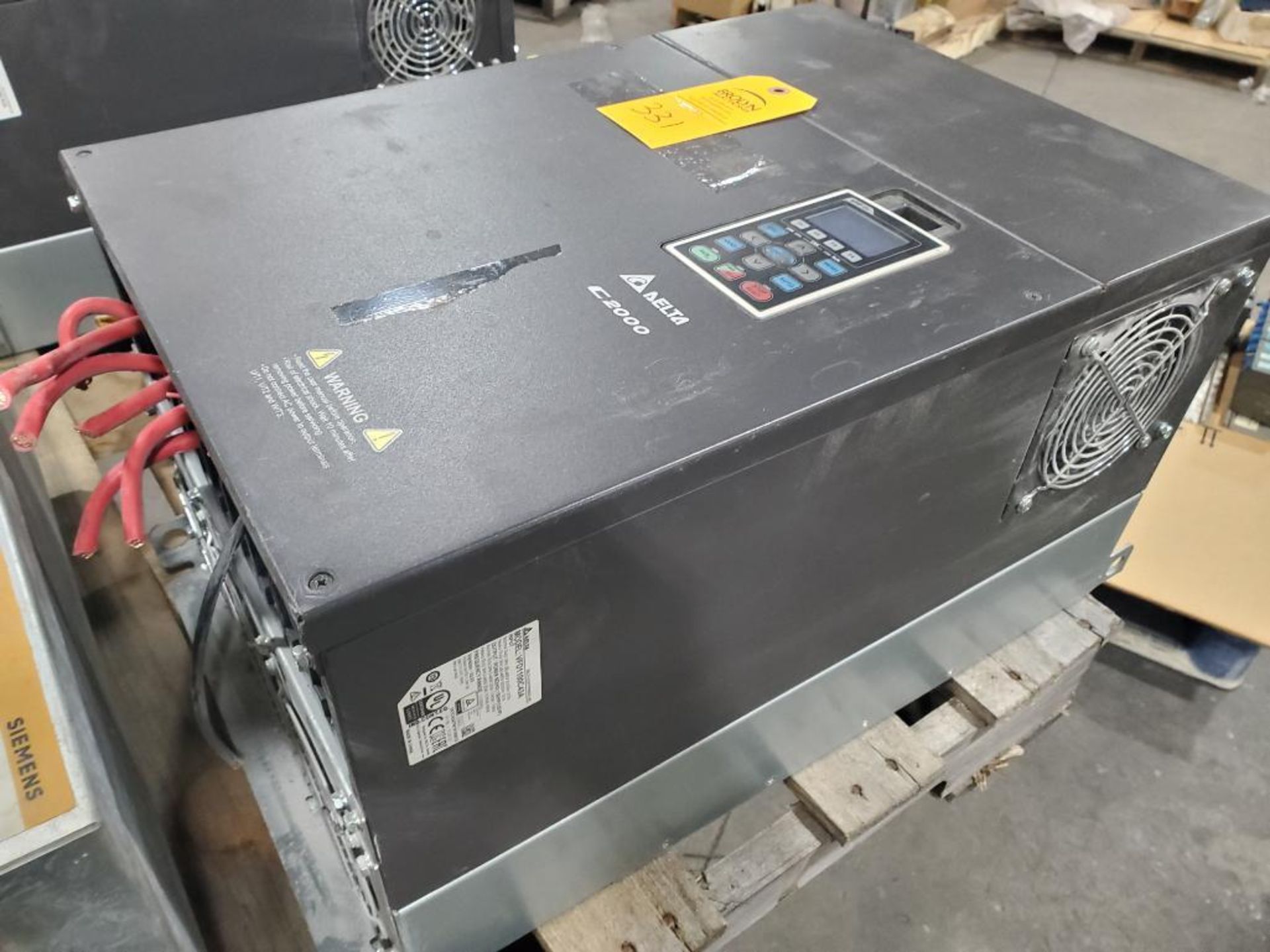 150hp Delta C2000 drive. Model VFD1100C43A.