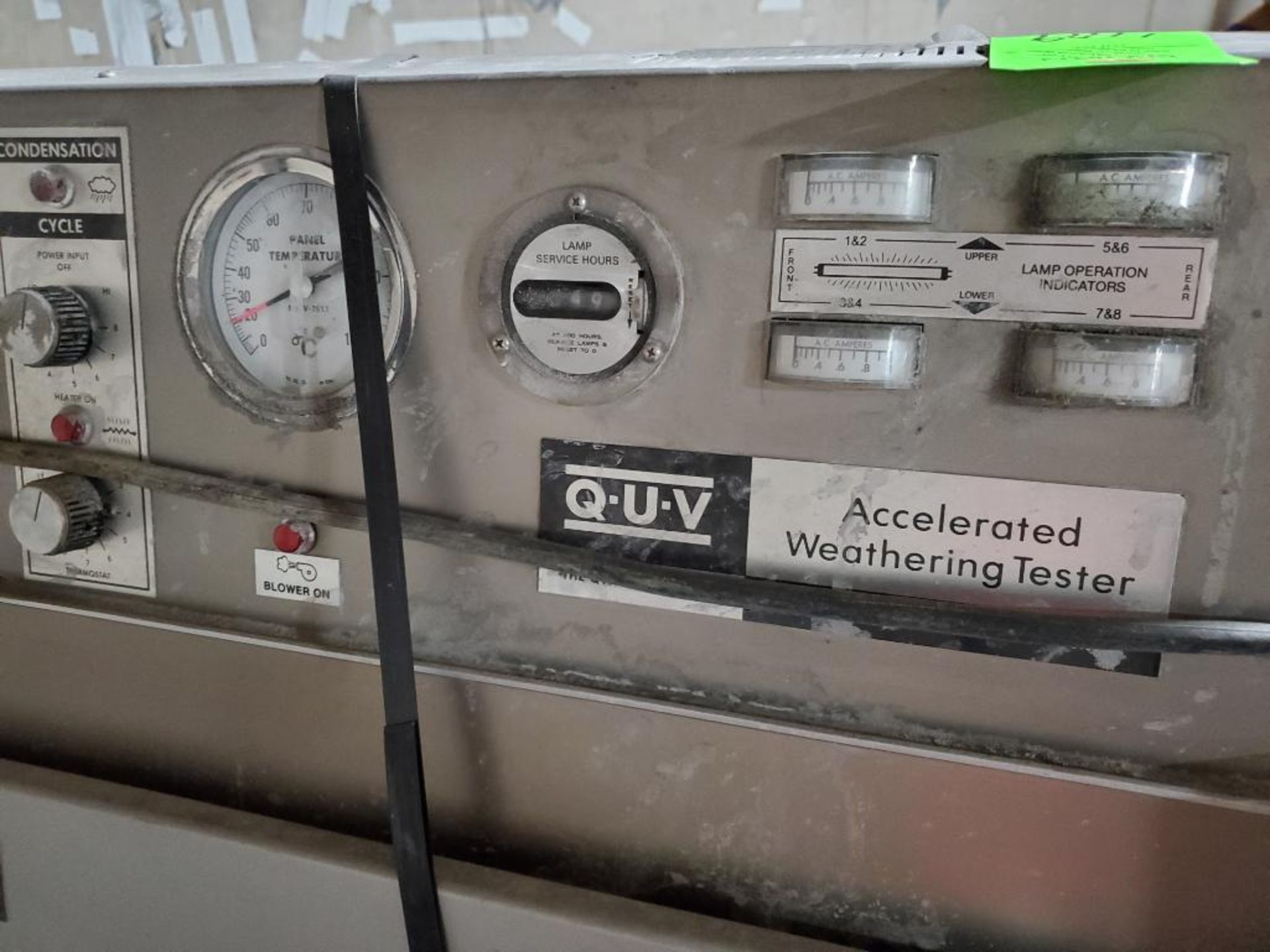 Q-Panel test chamber. Model QUV. 120v single phase.