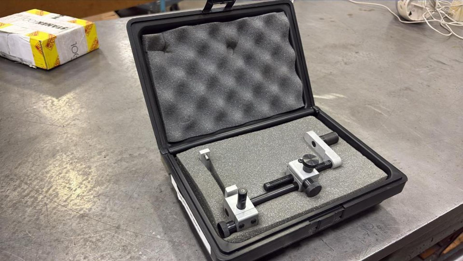 LOT: Sunnen Master Setting Fixture & Accessories