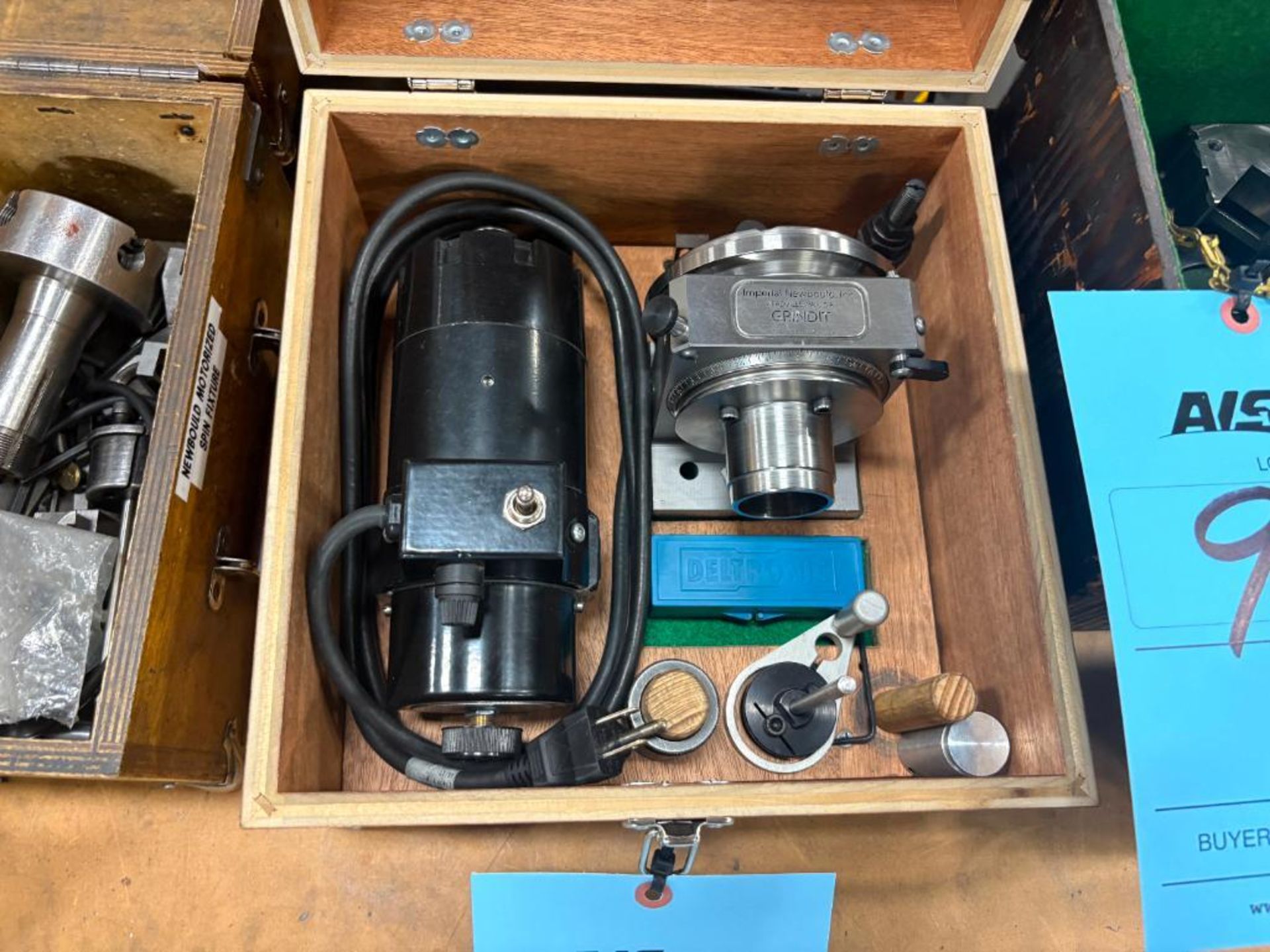 Newbould Model Grindit 300 Spin Grinding Fixture