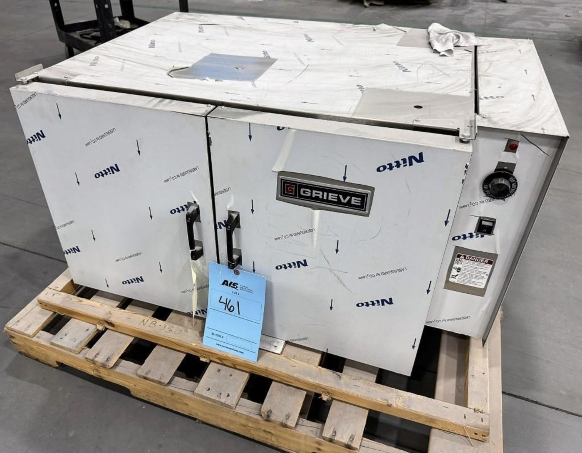 Grieve Oven, Model NB-350, Serial# 121822A0318. **NEVER INSTALLED**