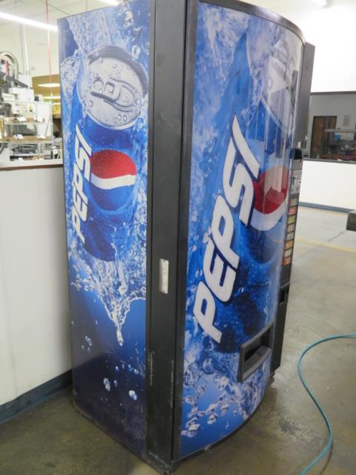 Pepsi Vending Machine (SOLD AS-IS - NO WARRANTY)