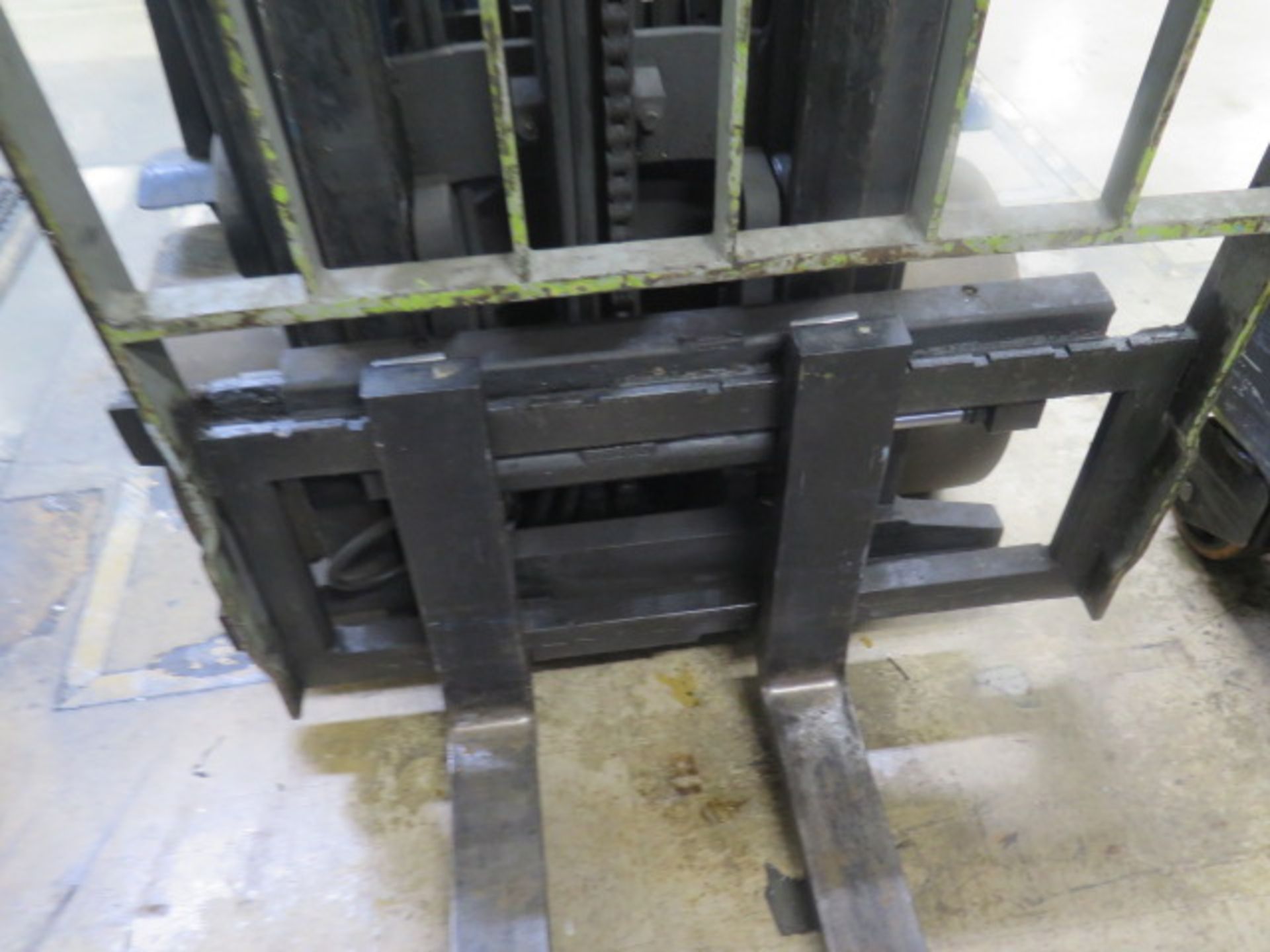Clark ECG25 4800 Lb Cap Electric Forklift s/n ECG358-0011-6751 w/ 3 ...