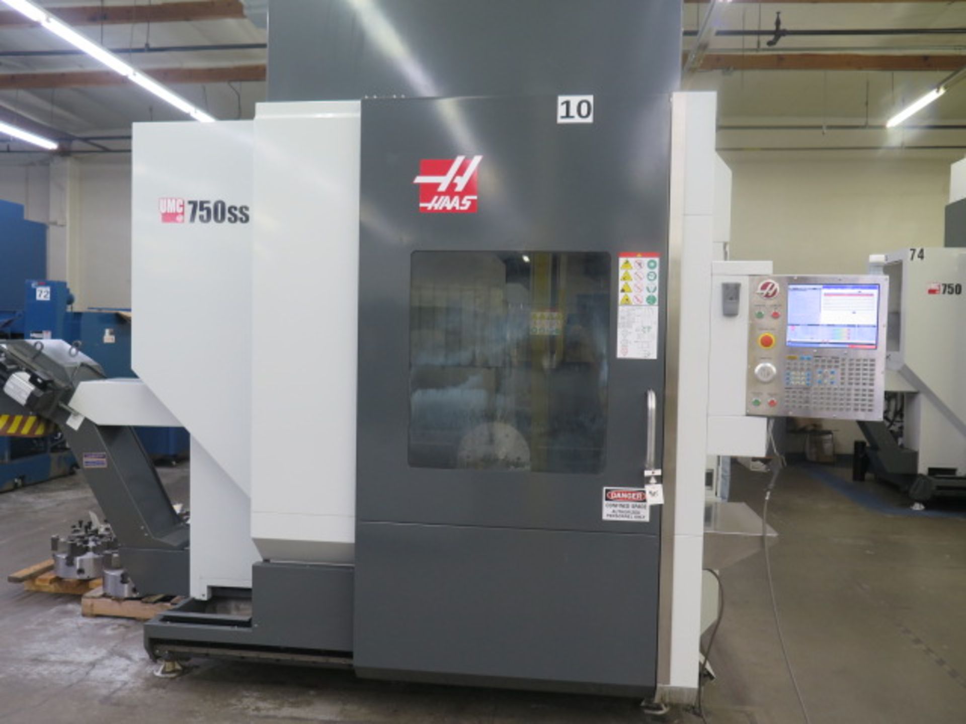 2017 Haas UMC750SS 5-Axis CNC Machining Center s/n 1142813 w/ Haas ...