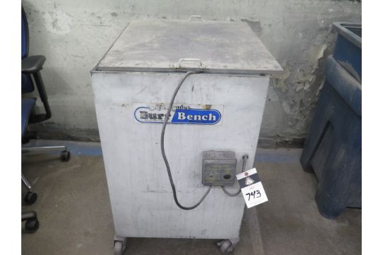 Abrasive Finishing "Burr Bench" Media Tumbler (SOLD AS-IS - NO WARRANTY)