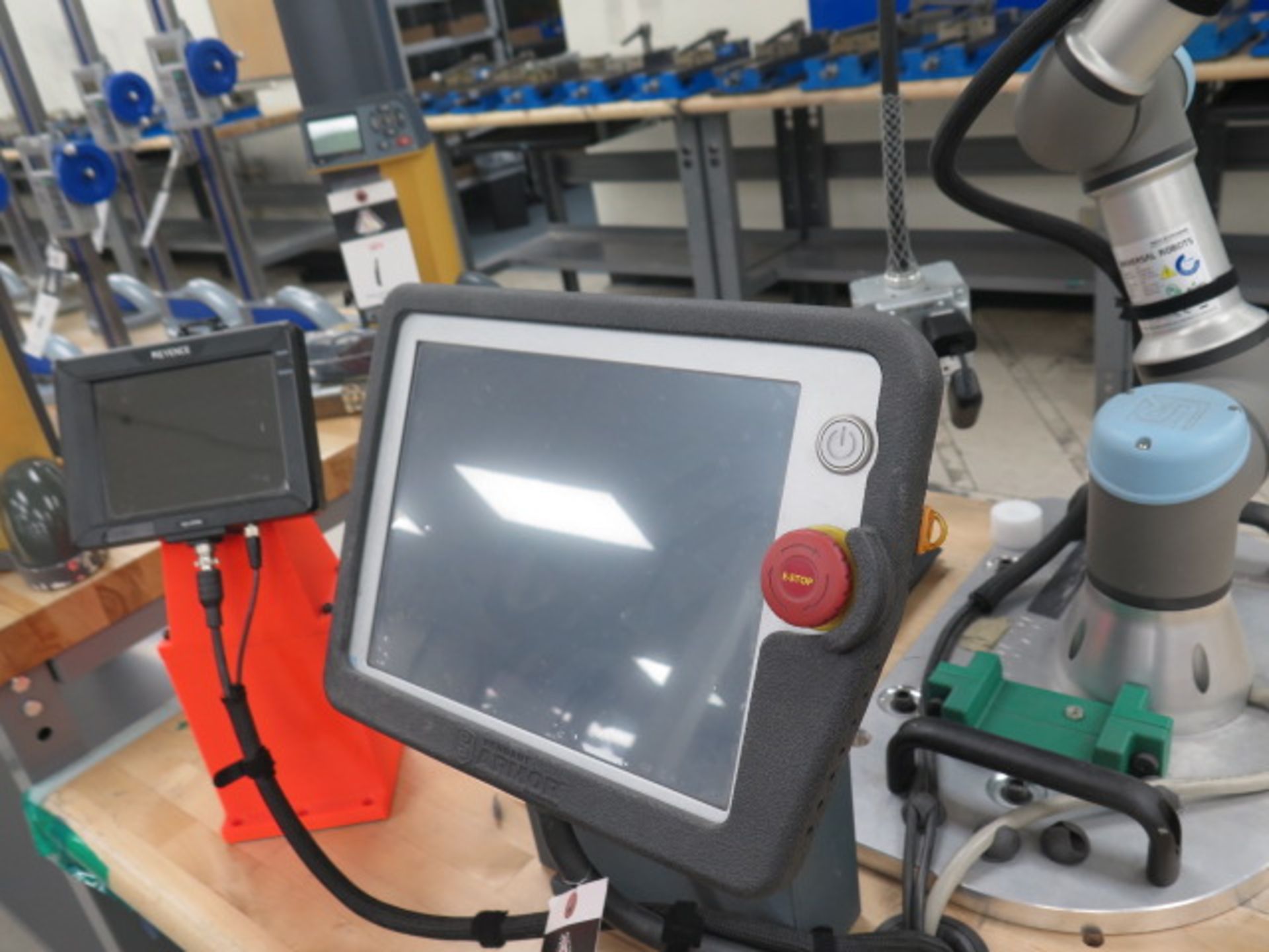 Keyence Robotic Measuring Machine w/ Keyence Laser Head, Universal ...