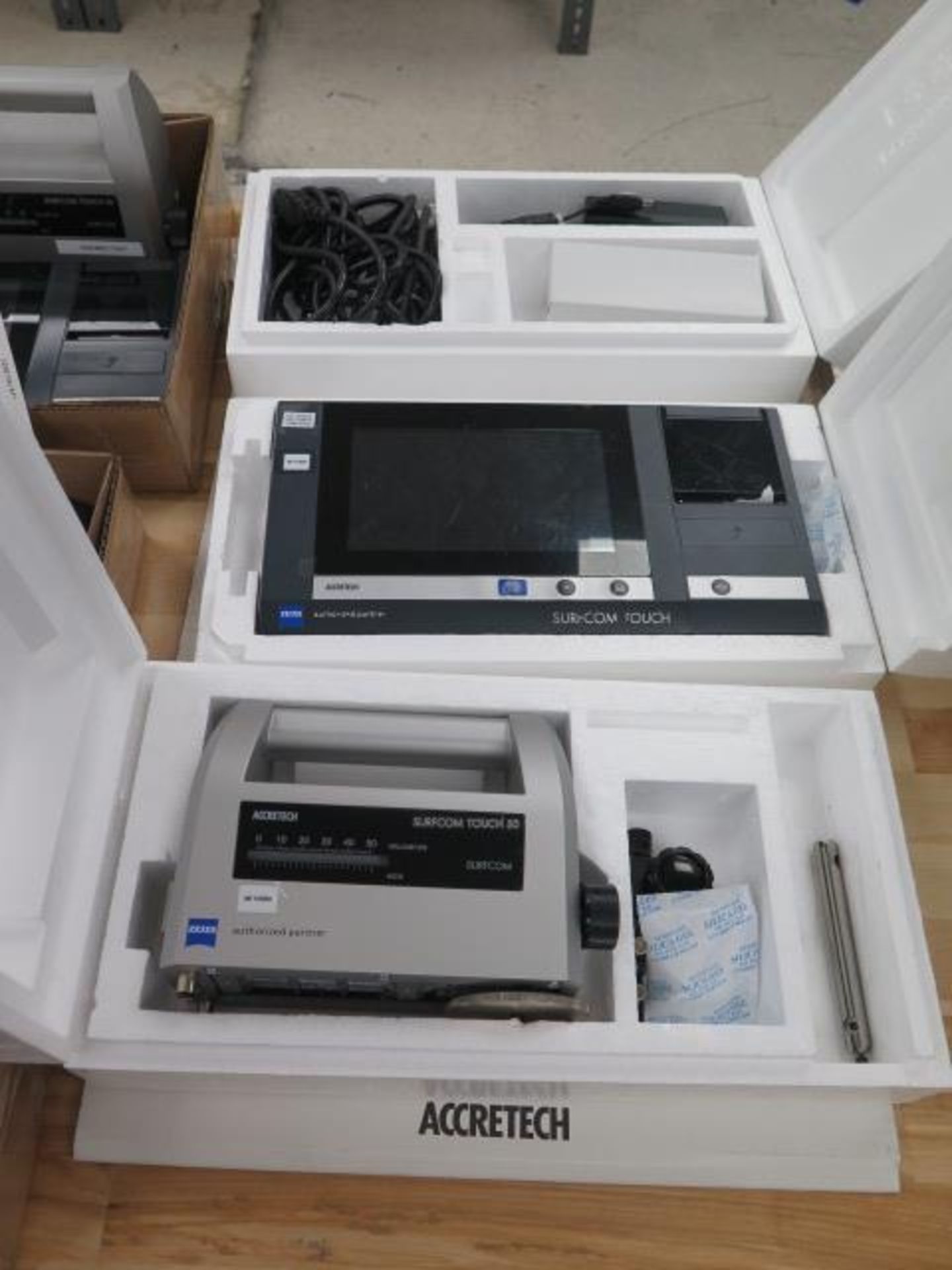 Zeiss Accreteck "Surfcom Touch 50" Digital Surface Roughness Gage w ...