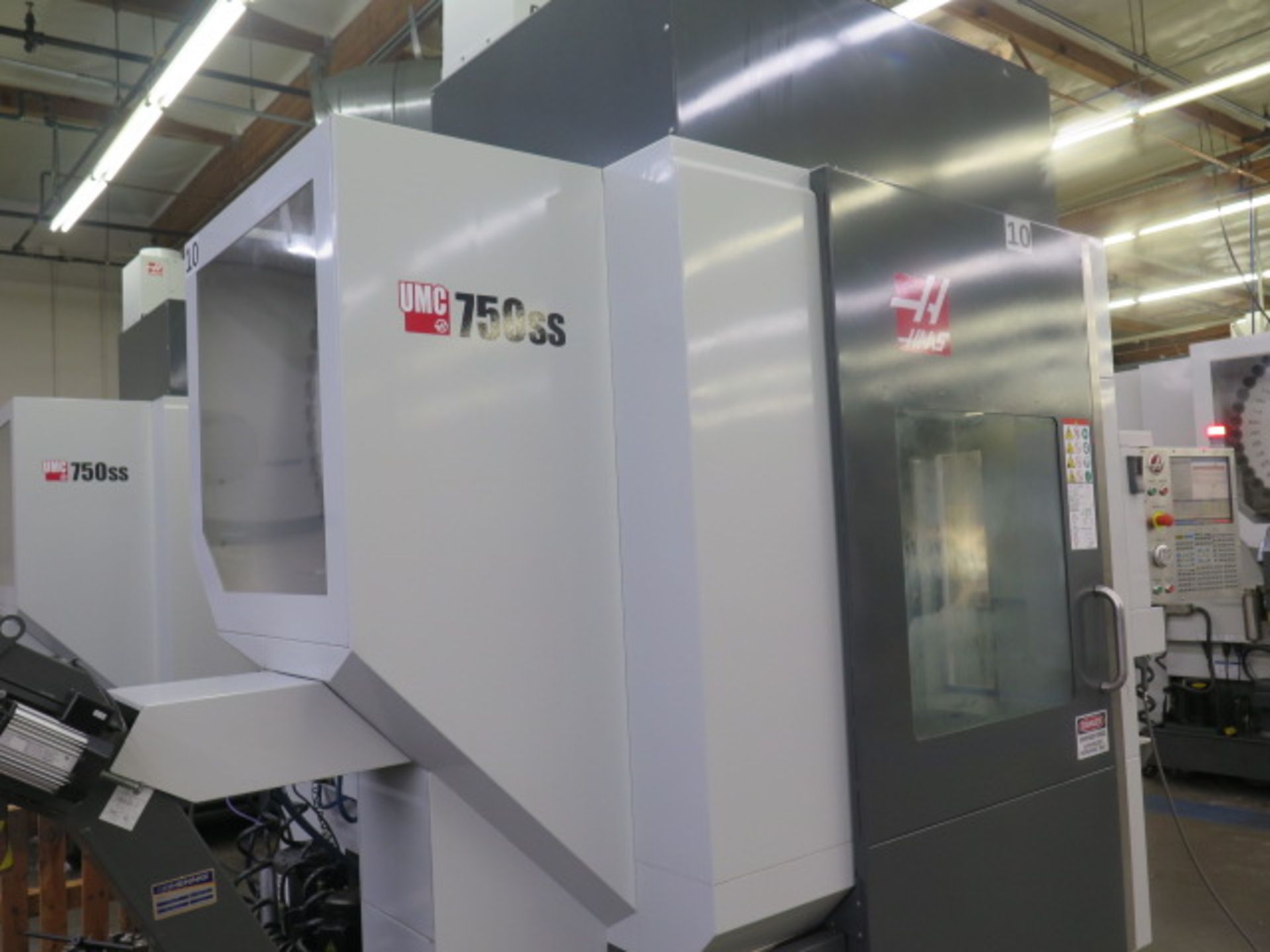 2017 Haas UMC750SS 5-Axis CNC Machining Center s/n 1142813 w/ Haas ...