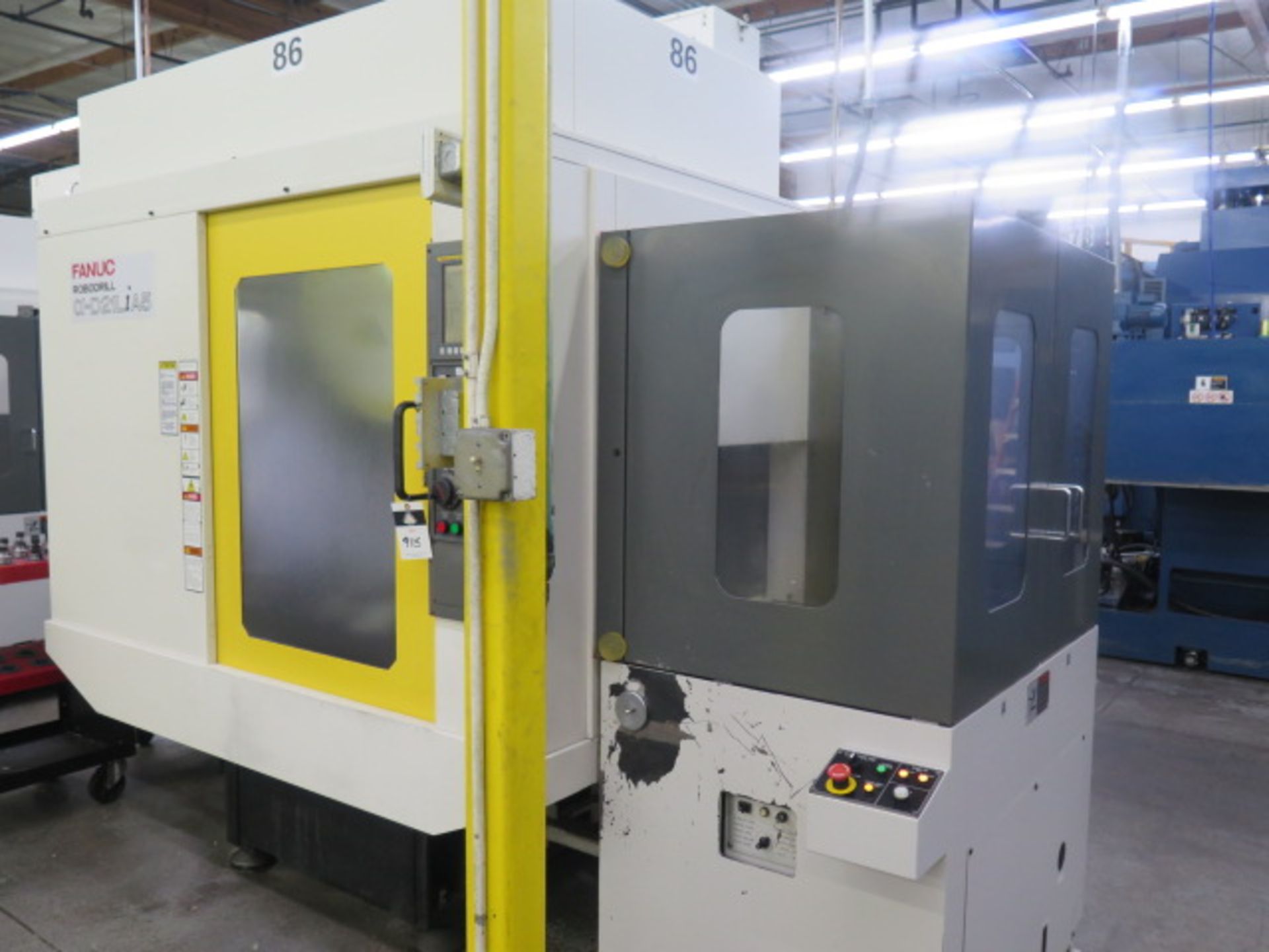 2016 Fanuc Robodrill D21 LiA5 2-Pallet CNC VMC s/n P163YH790 w/ Fanuc ...