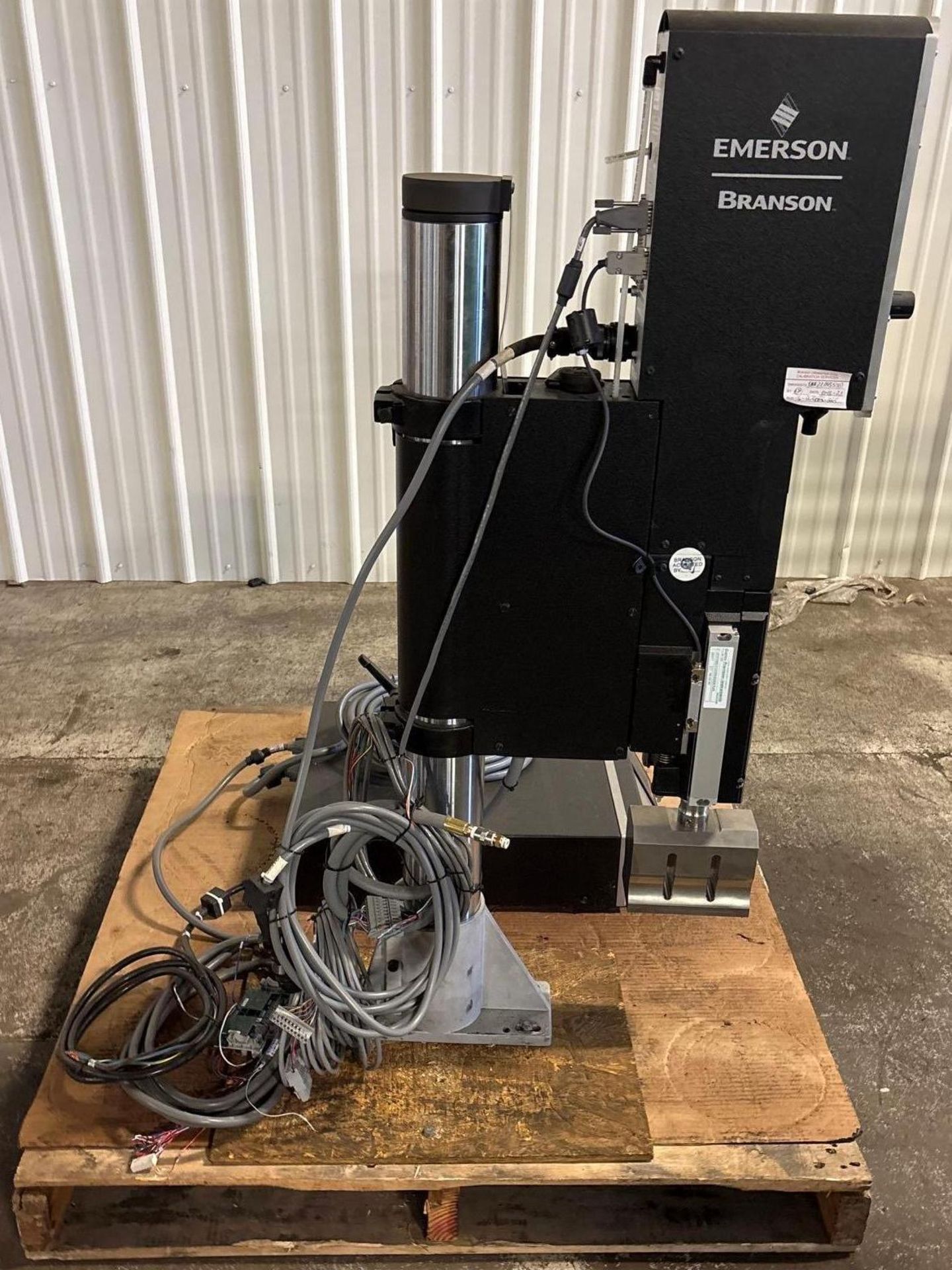Location: Muskegon, MI (BTM Liquidation Facility) Loading Fee: $40 ...