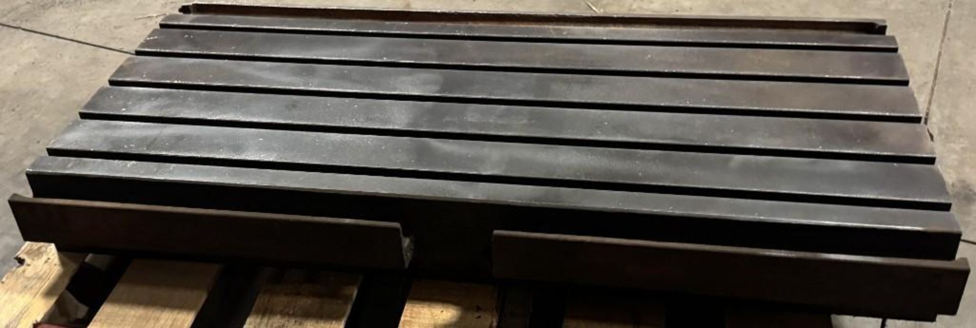 Loading Fee: $20 50" x 19.75" x 6" Steel Welding T-Slotted Table Cast ...