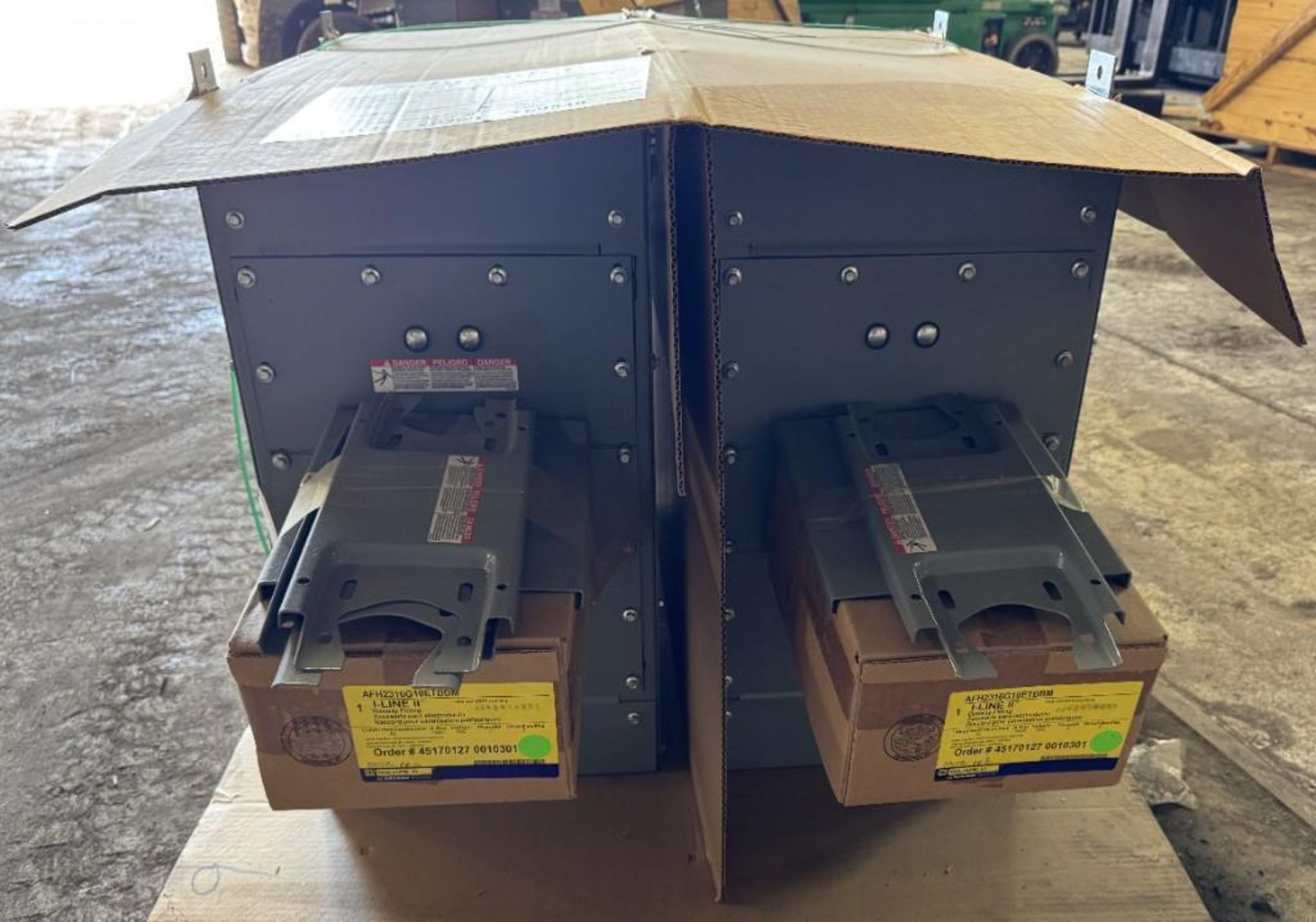 Lot of (2) Square D I-Line II Busway Fittings #: AFH2316G10ETBBM