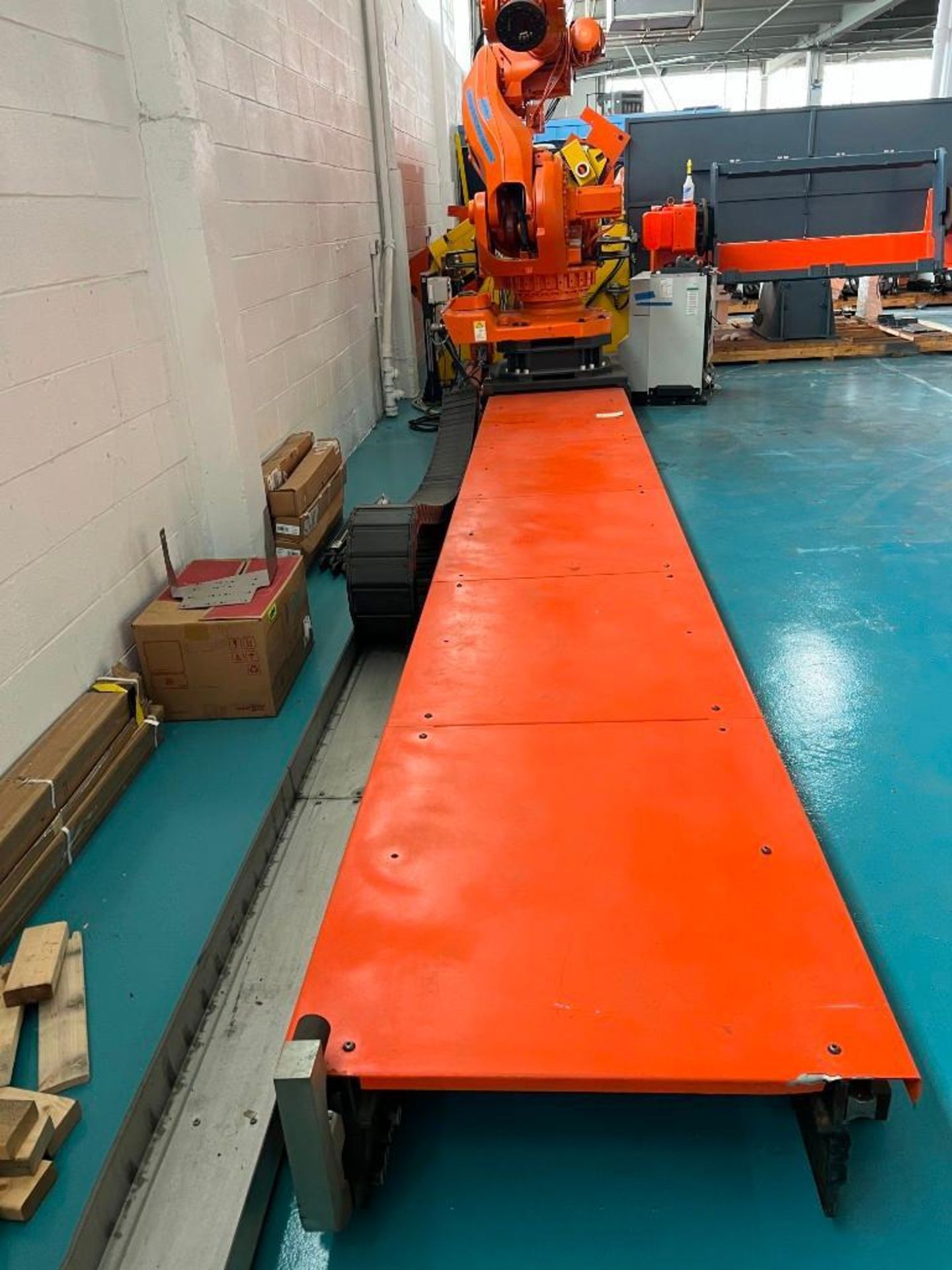 Loading Fee: $ 400.00 ABB #7600 IRC5 Robot w/Linear Track Rail 325Kg ...