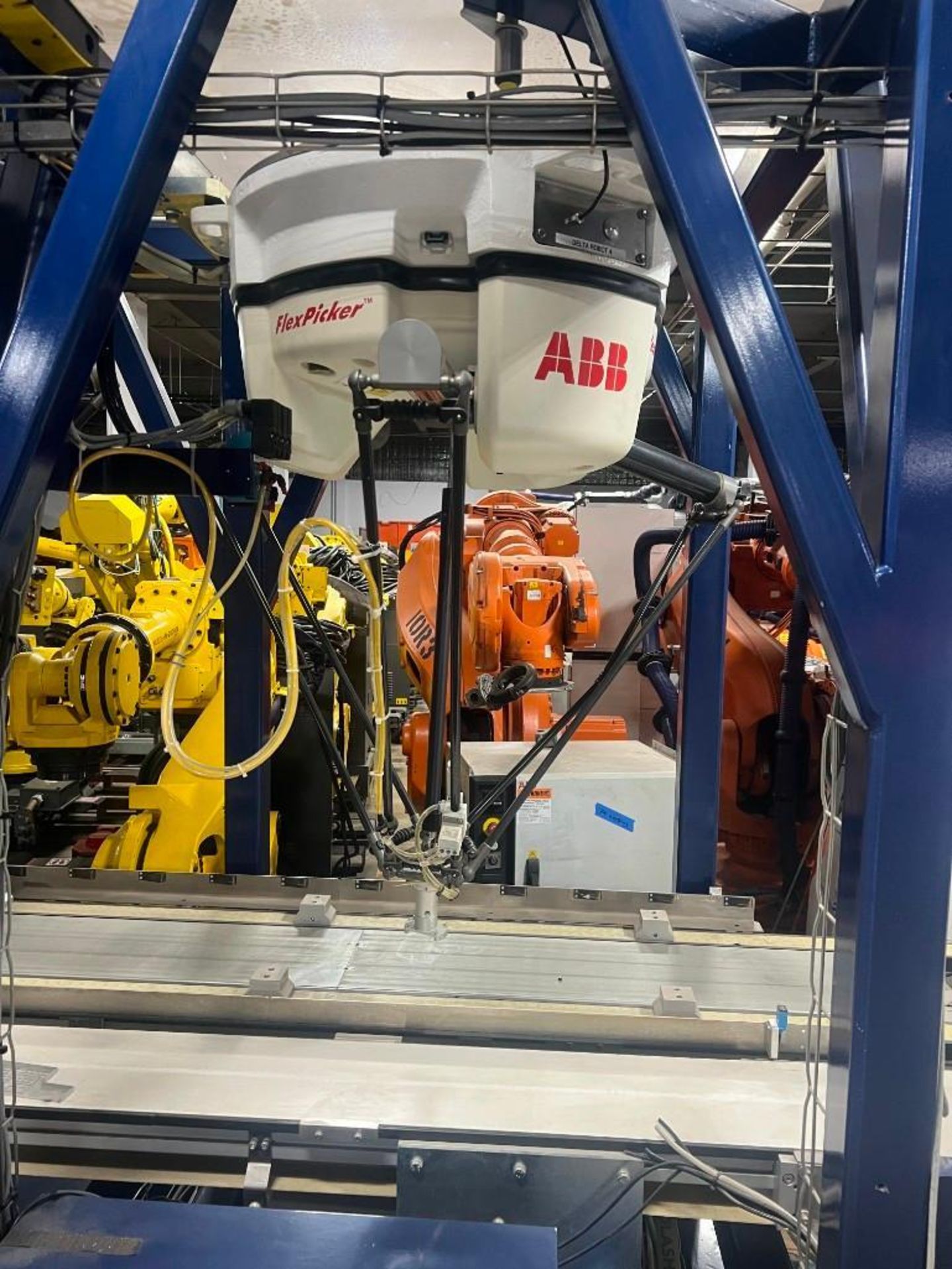 (4) Station ABB FlexPicker Robotic Conveyor System Year: 2013 ...