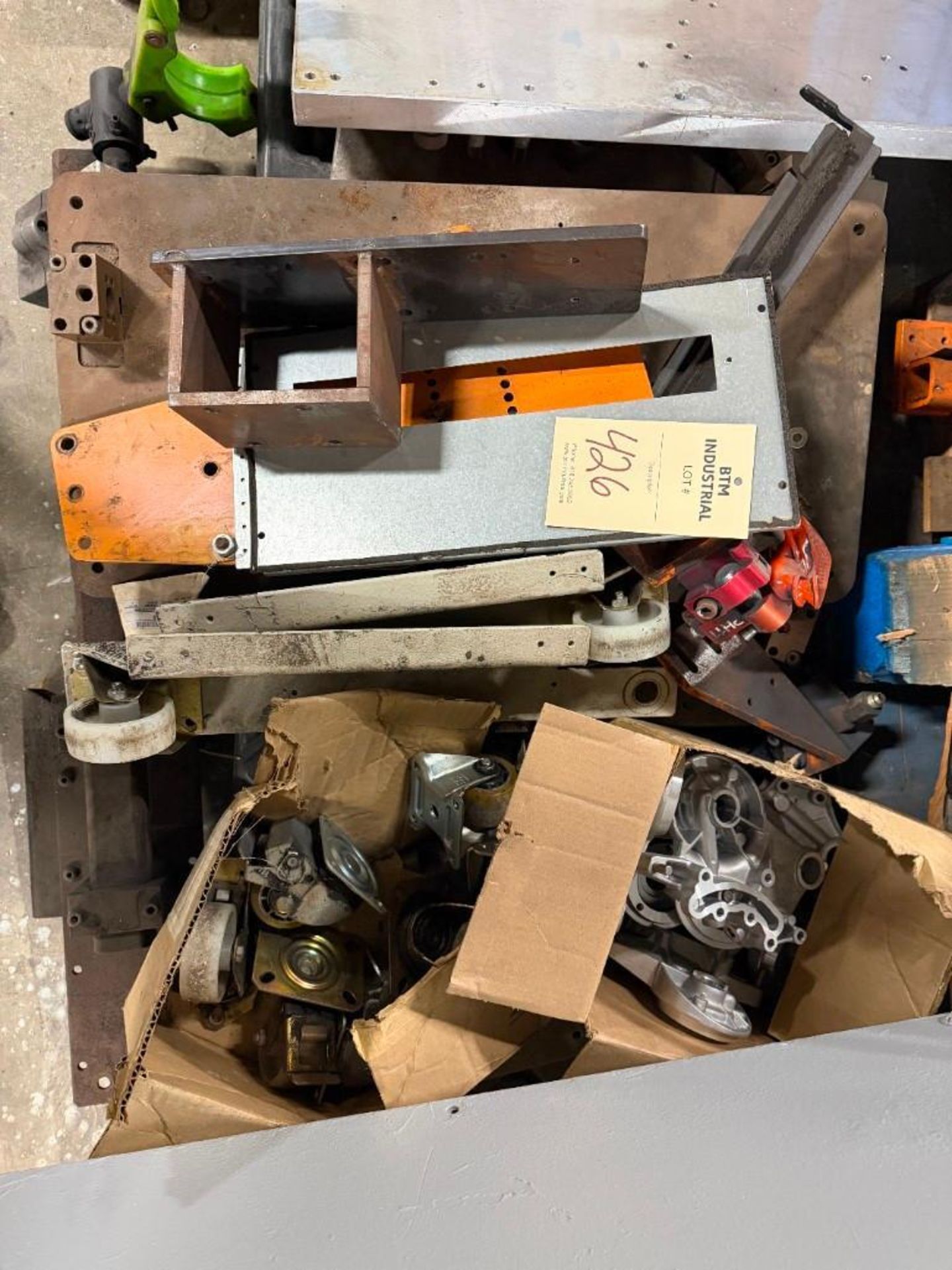 Loading Fee: $ 20.00 Lot of Misc Robot Support Parts