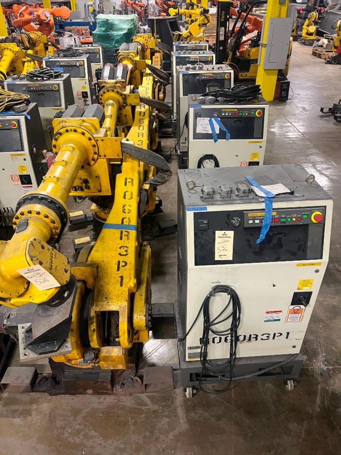 Lot of (5) Fanuc S430iW Robots w/RJ3 Controllers Three units the F#'s ...