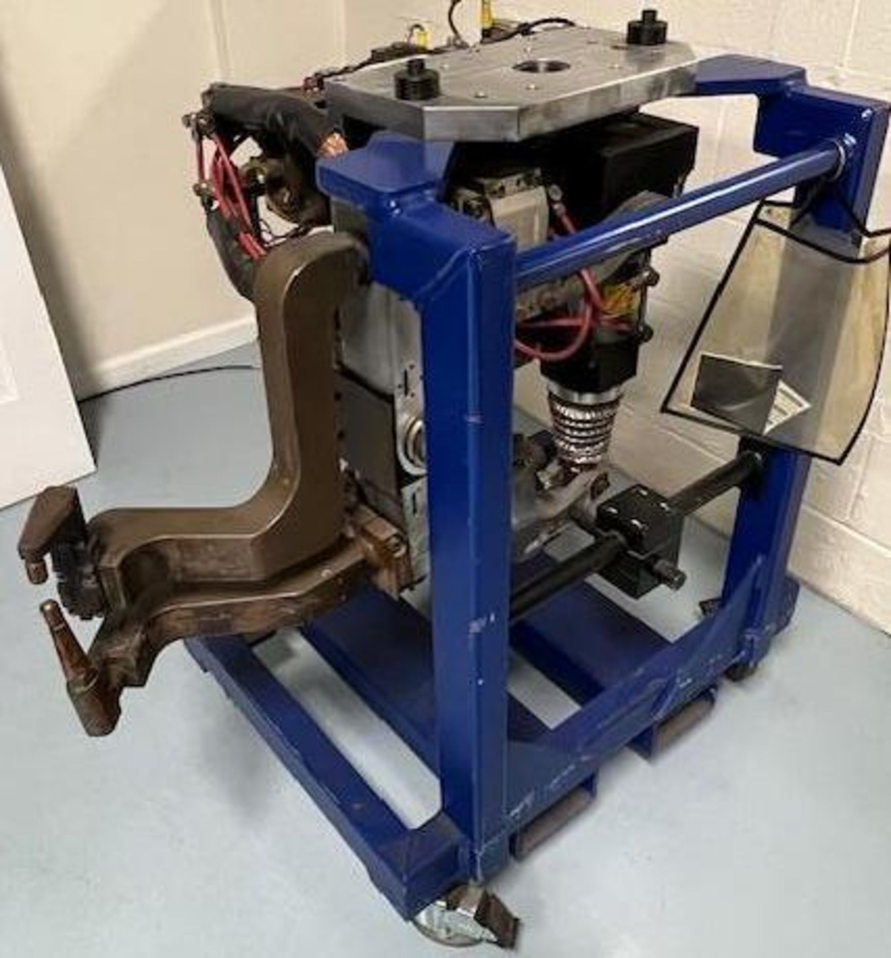 Loading Fee: $ 40.00 NIMAK Roboter-X-SchweiBzange 100 KVA Spot Welder ...