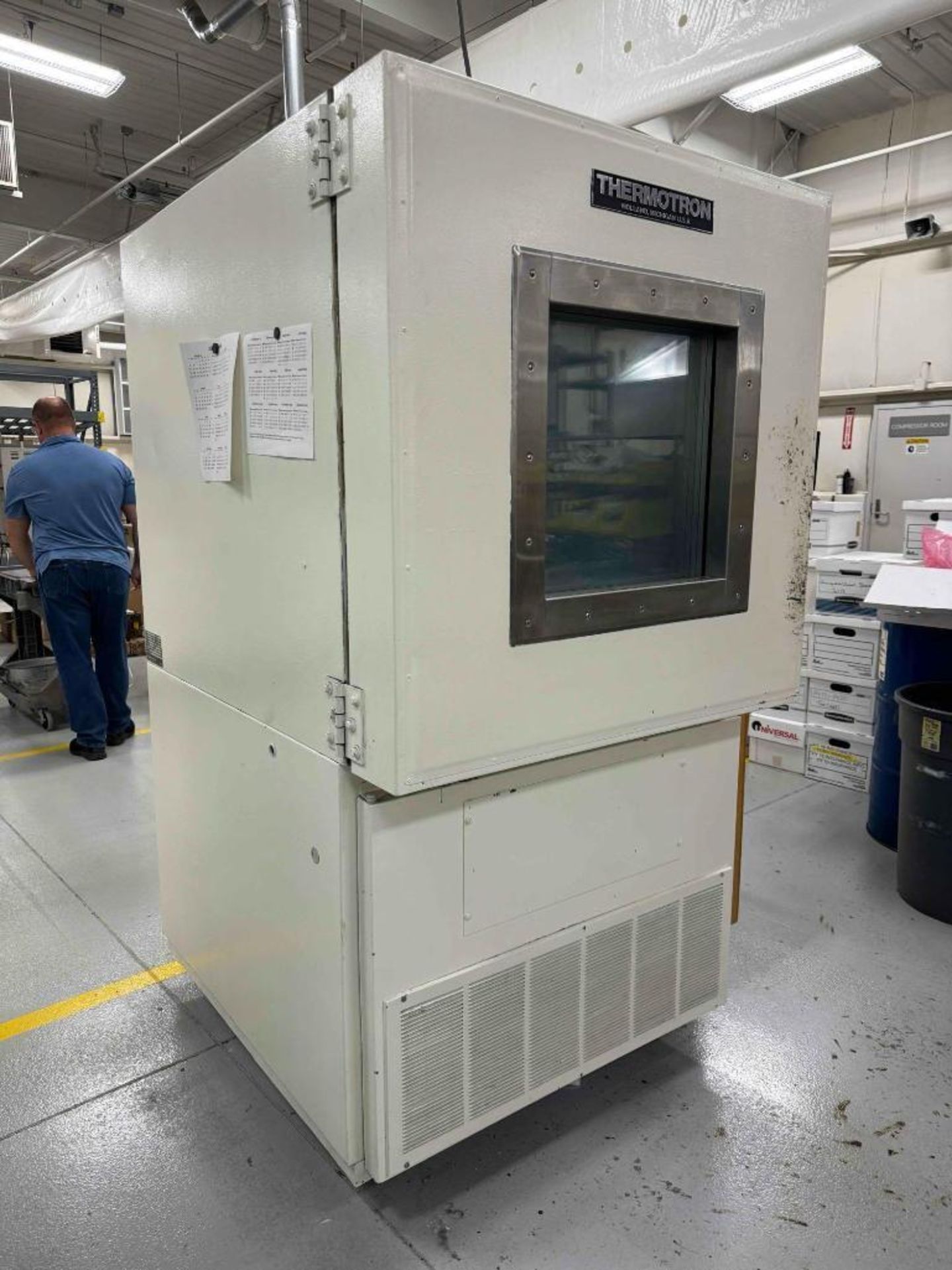 Loading Fee: $100 Thermotron #S-16 Mini Max Environmental Test Chamber ...