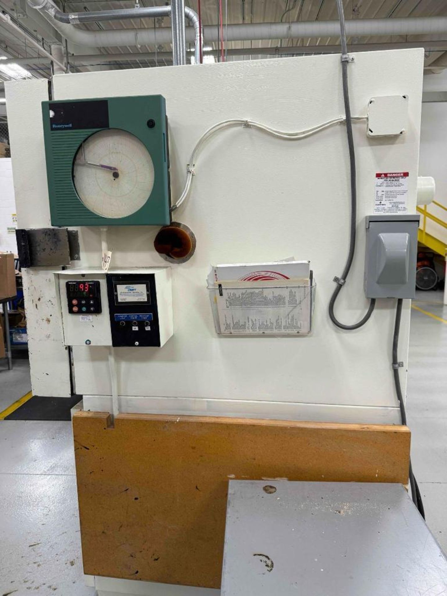 Loading Fee: $100 Thermotron #S-16 Mini Max Environmental Test Chamber ...