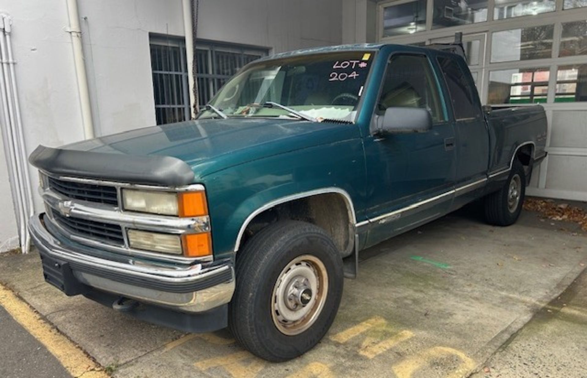 1998 Chevrolet 1500 Cheyenne 4x4 2-Door Pickup, 124,084 Miles, VIN ...