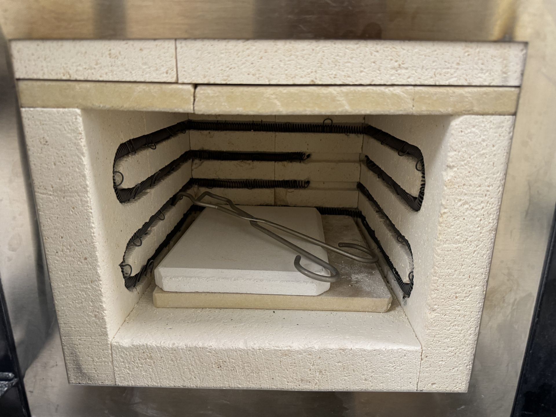 VCELLA KILN MODEL # 9 BURNOUT KILN SERIAL # 7290; 120 V; 50/60 HZ; 15 A ...