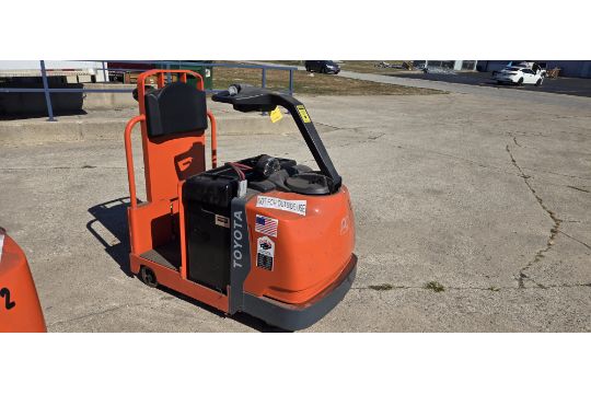 2016 TOYOTA ELECTRIC TOW TRUCK 24V MODEL # 8TB50 SERIAL # 42610