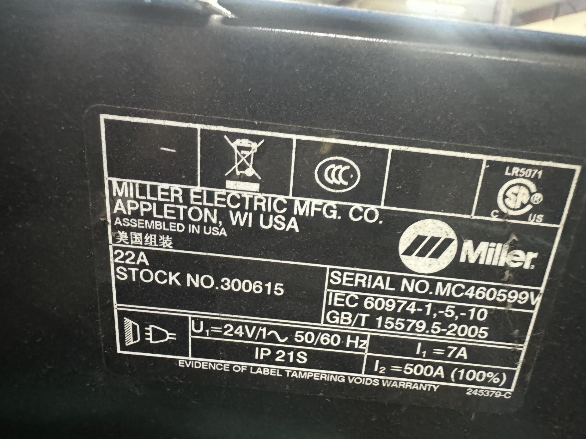 MILLER CP-302 MIG WELDER WITH 22A WIRE FEEDER