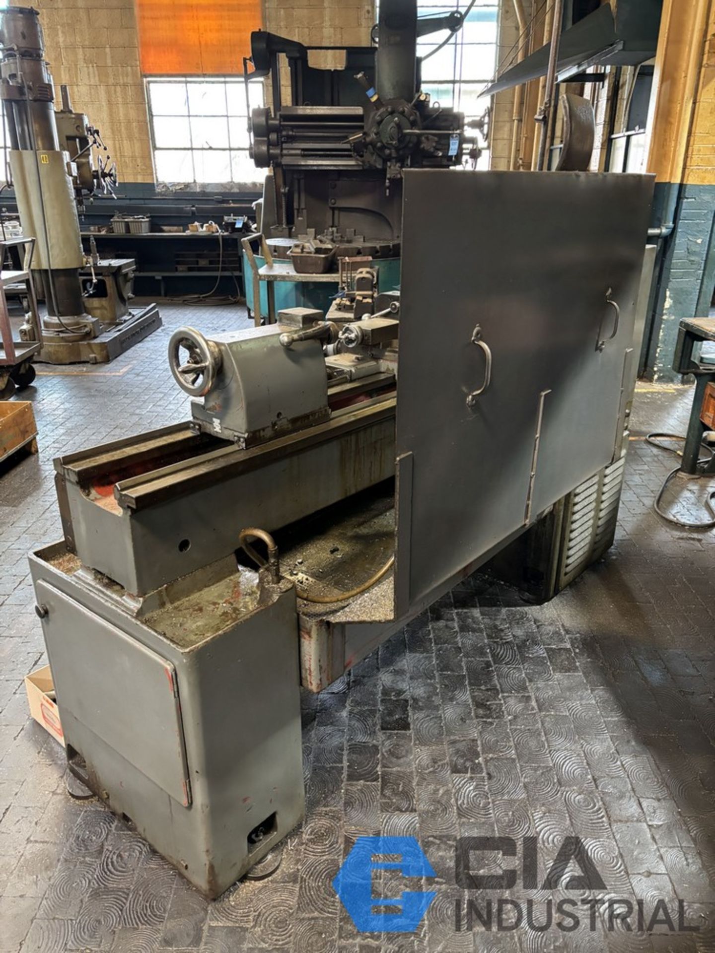 16" X 40" WHACHEON ROYAL MODEL 153 1/4X4C GEARED HEAD LATHE; S/N ...