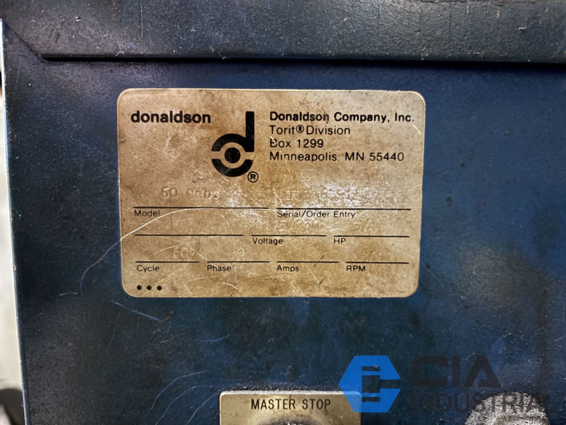 3/4 HP TROT DONALDSON MODEL 60 CAB. DUST COLLECTOR