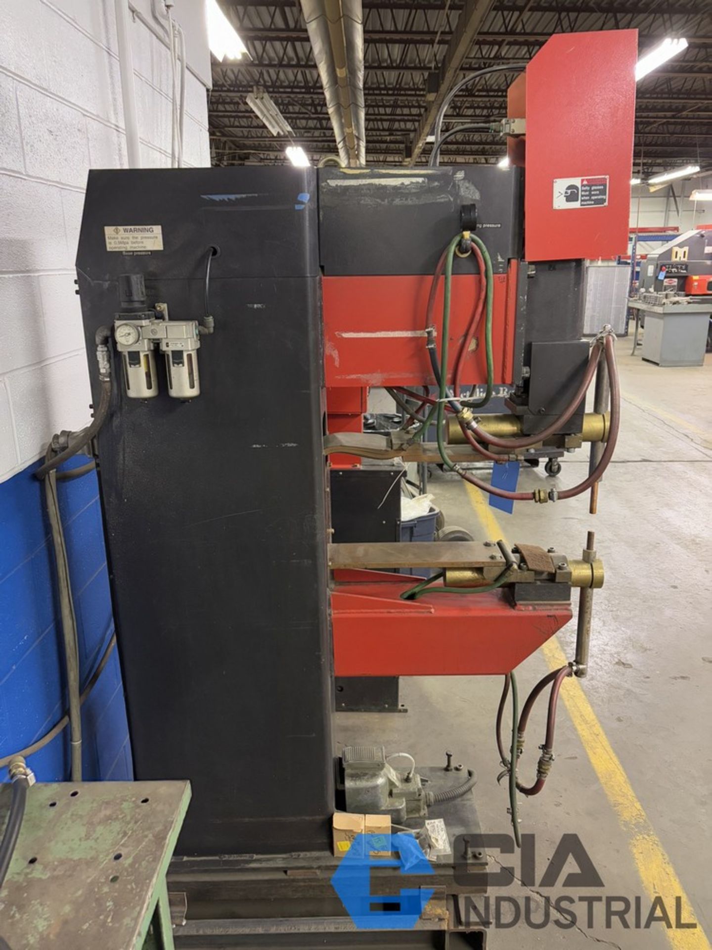 80 KVA AMADA MODEL ID-40-ST SPOT WELDER; S/N 40800213, 25" THROAT, DIT ...