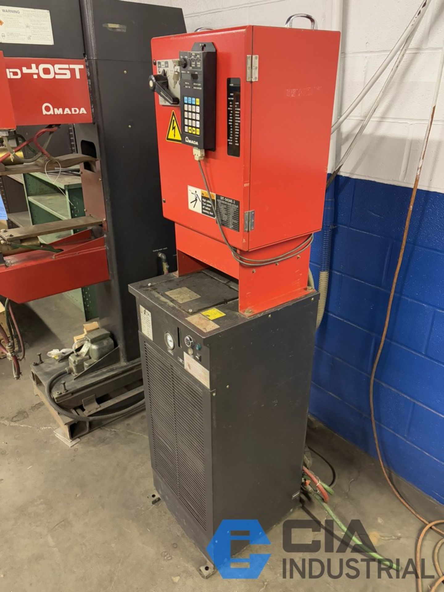 80 KVA AMADA MODEL ID-40-ST SPOT WELDER; S/N 40800213, 25" THROAT, DIT ...
