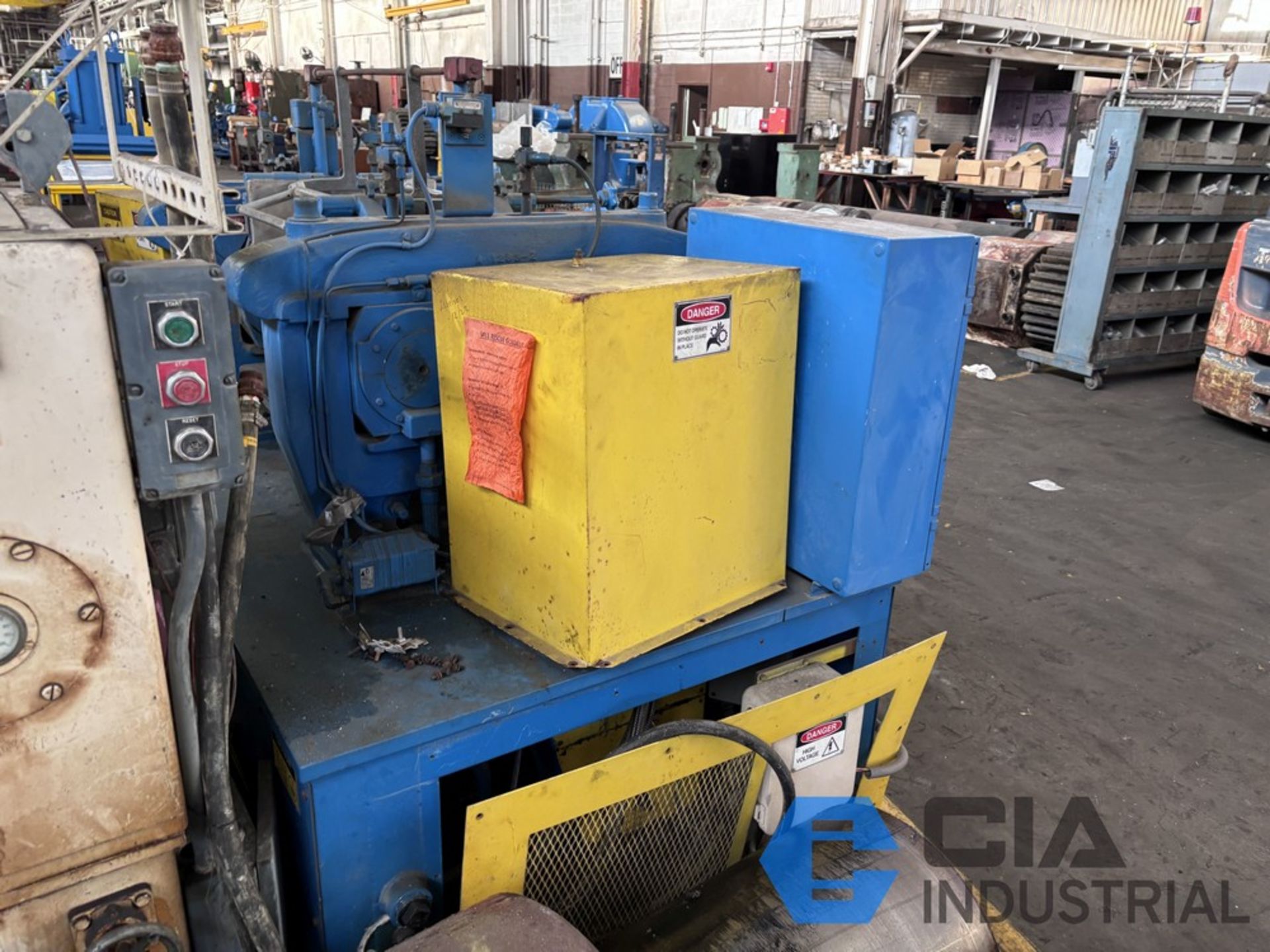 10" X 20" KOBELCO-STEWART BOILING RUBBER MILL; S/N 11-94-14589