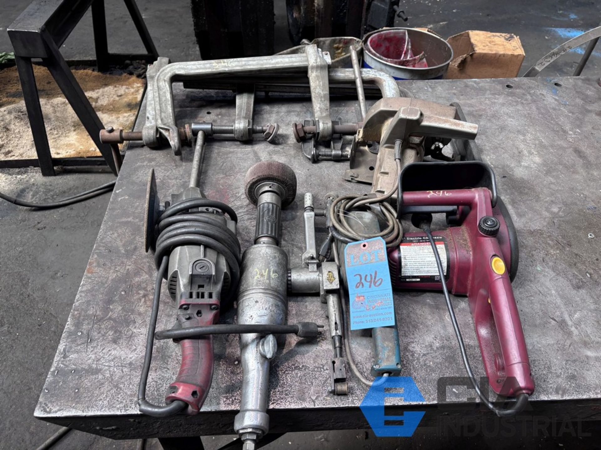 (LOT) POWER TOOLS ON STEEL BENCH; ANGLE GRINDERS, STRAIGHT SHANK ...