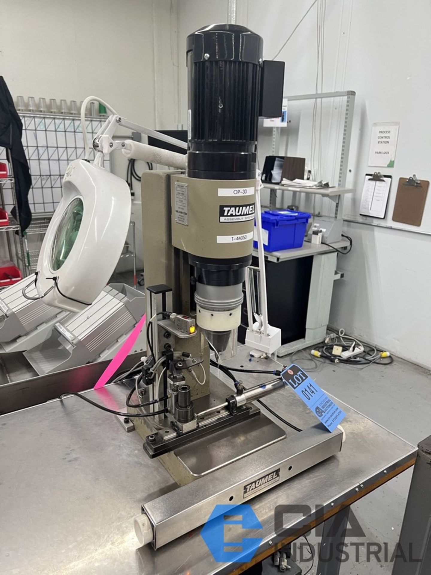 ASSEMBLY STATION TO INCLUDE TAUMEL ASSEMBLY SYSTEMS MODEL T-2519123; S ...