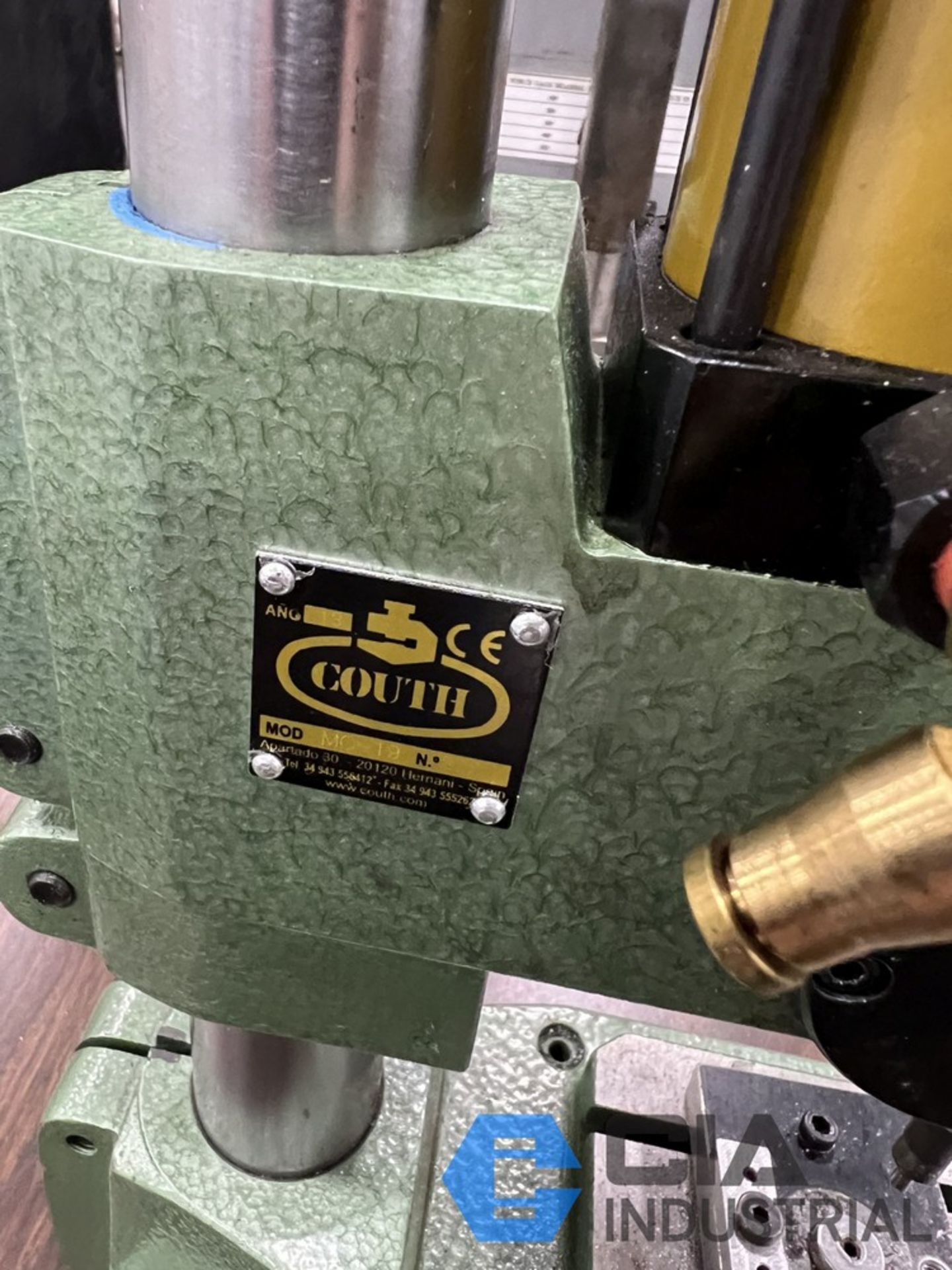 PNEUMATIC PRESS, COOTH NO. 372, MODEL MC-19