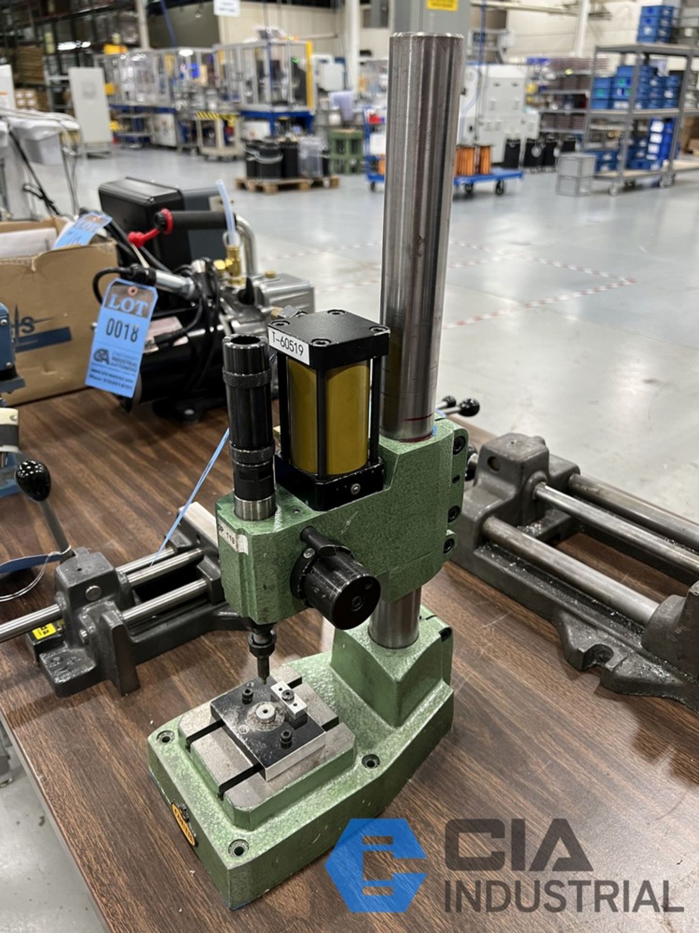 PNEUMATIC PRESS, COOTH NO. 372, MODEL MC-19