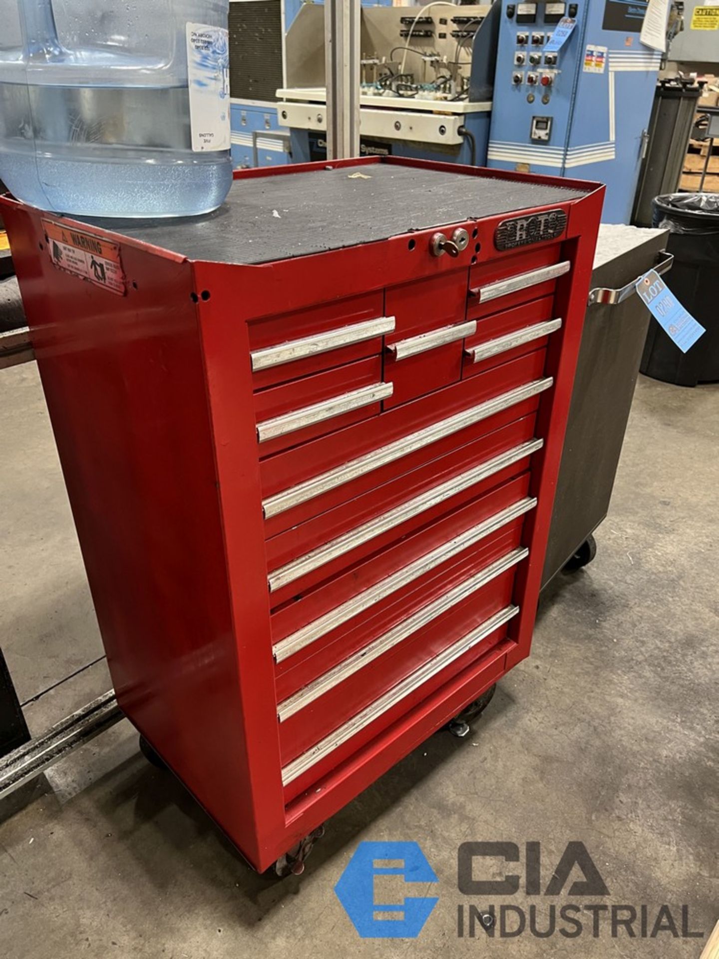 10-DRAWER PROTO PORTABLE TOOL CABINET WITH MISCELLANEOUS TOOLING